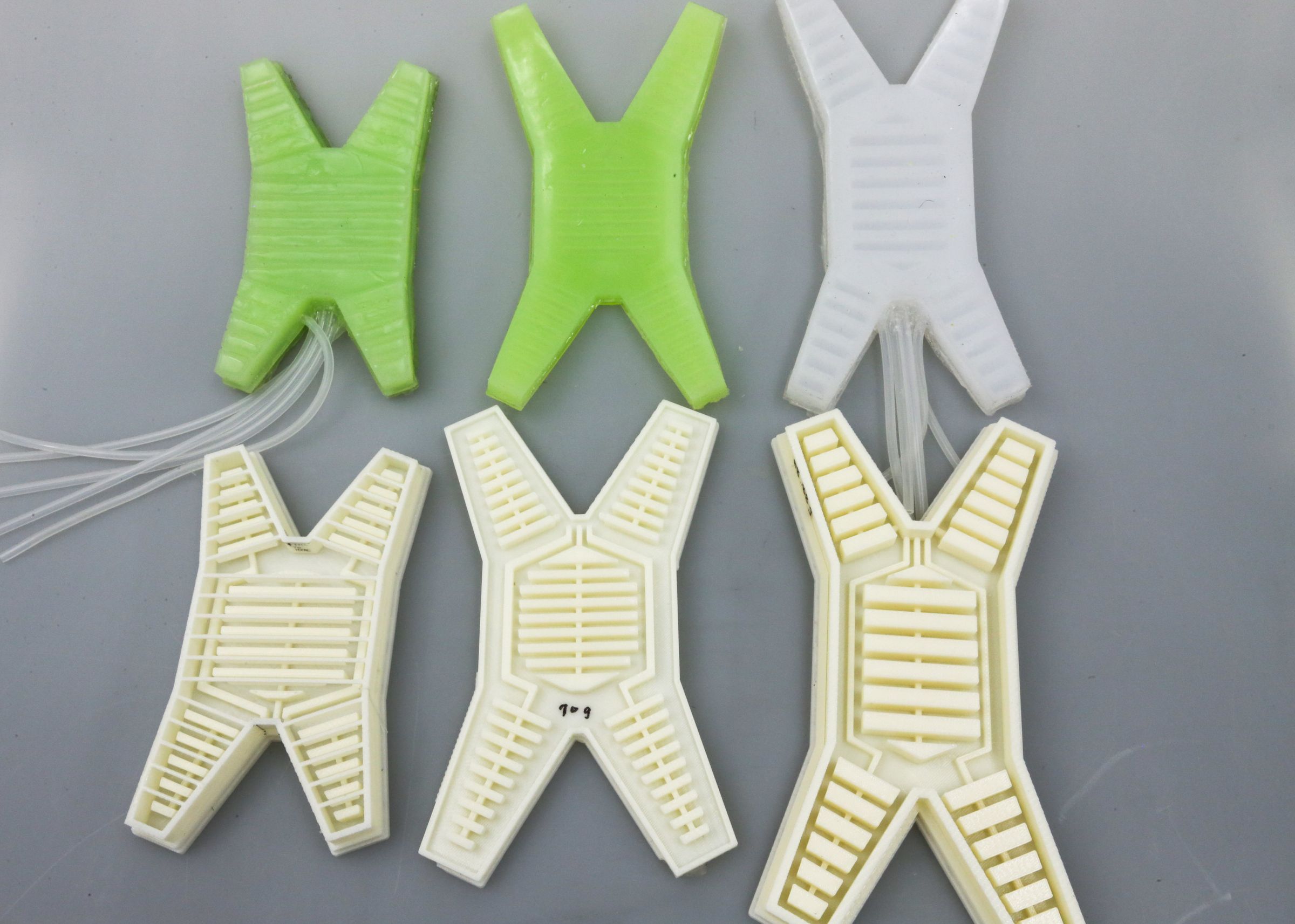 Walking / Crawling Soft Robot : 8 Steps (with Pictures) - Instructables