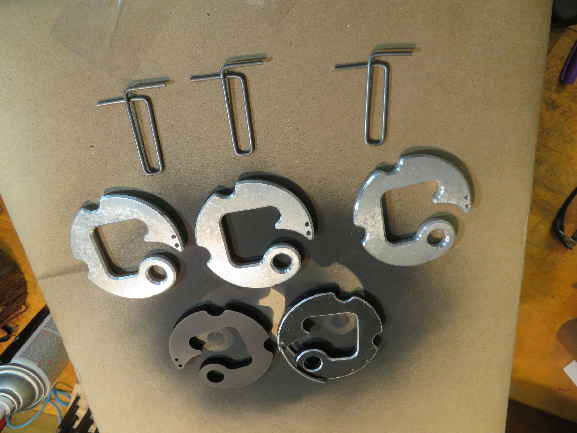 Gear Harness Carabiner. Auto Release. : 6 Steps (with Pictures ...