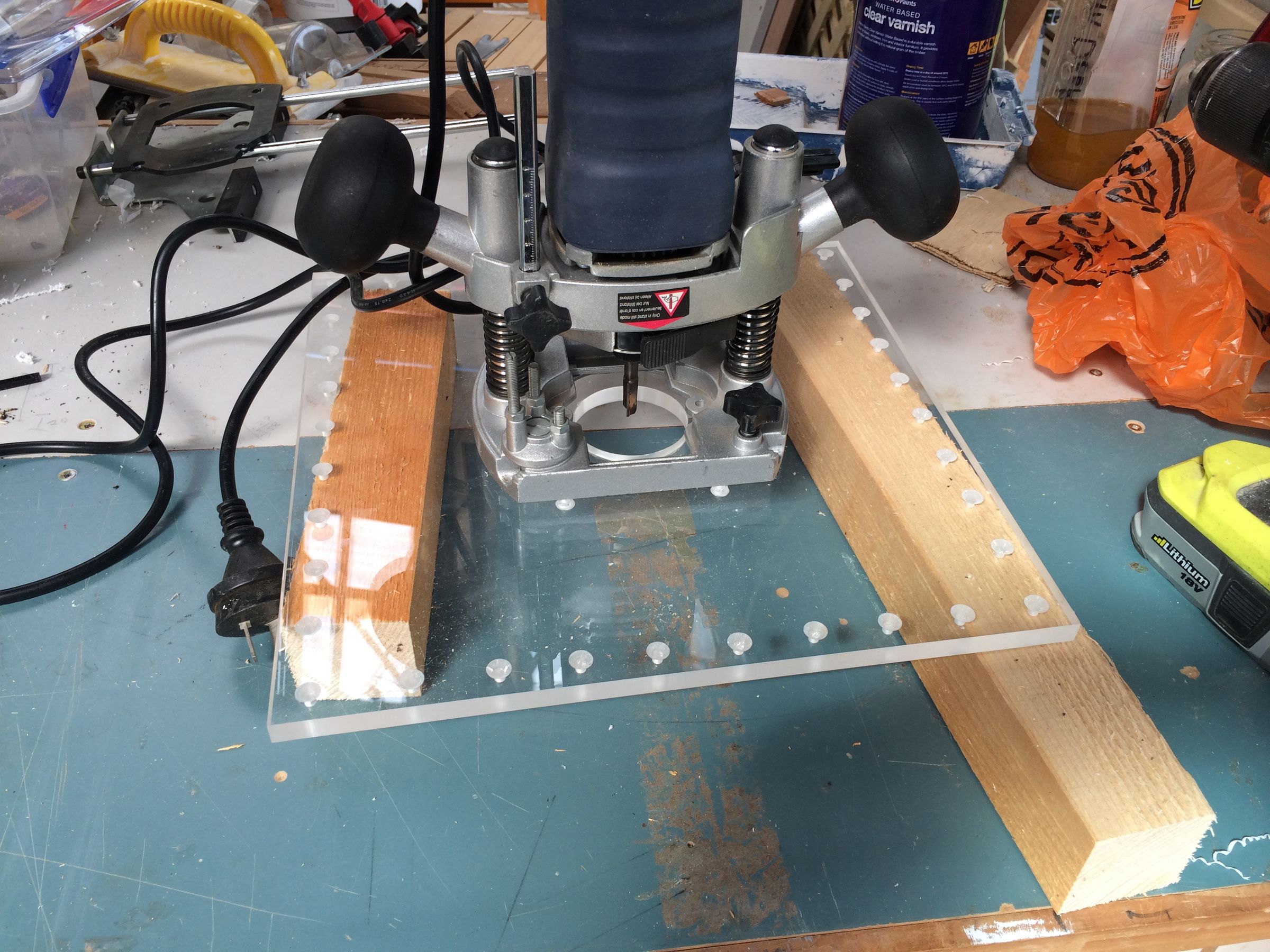 Versatile Router Jig : 4 Steps - Instructables