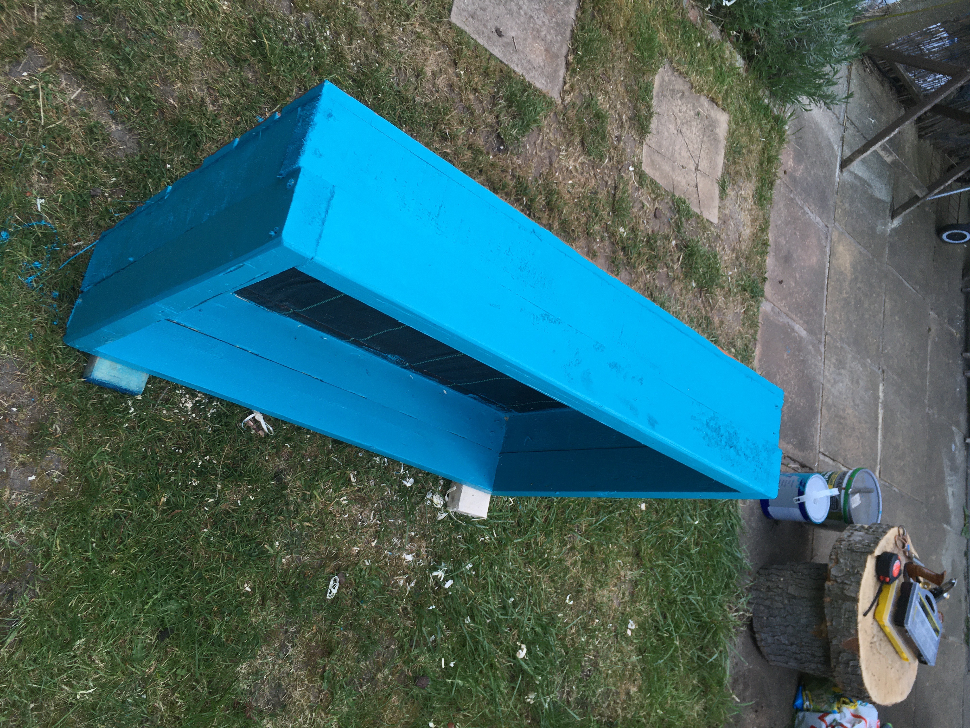 Pallet Sand Pit - DIY in 2 Hours From 2 Pallets! : 12 Steps (with ...