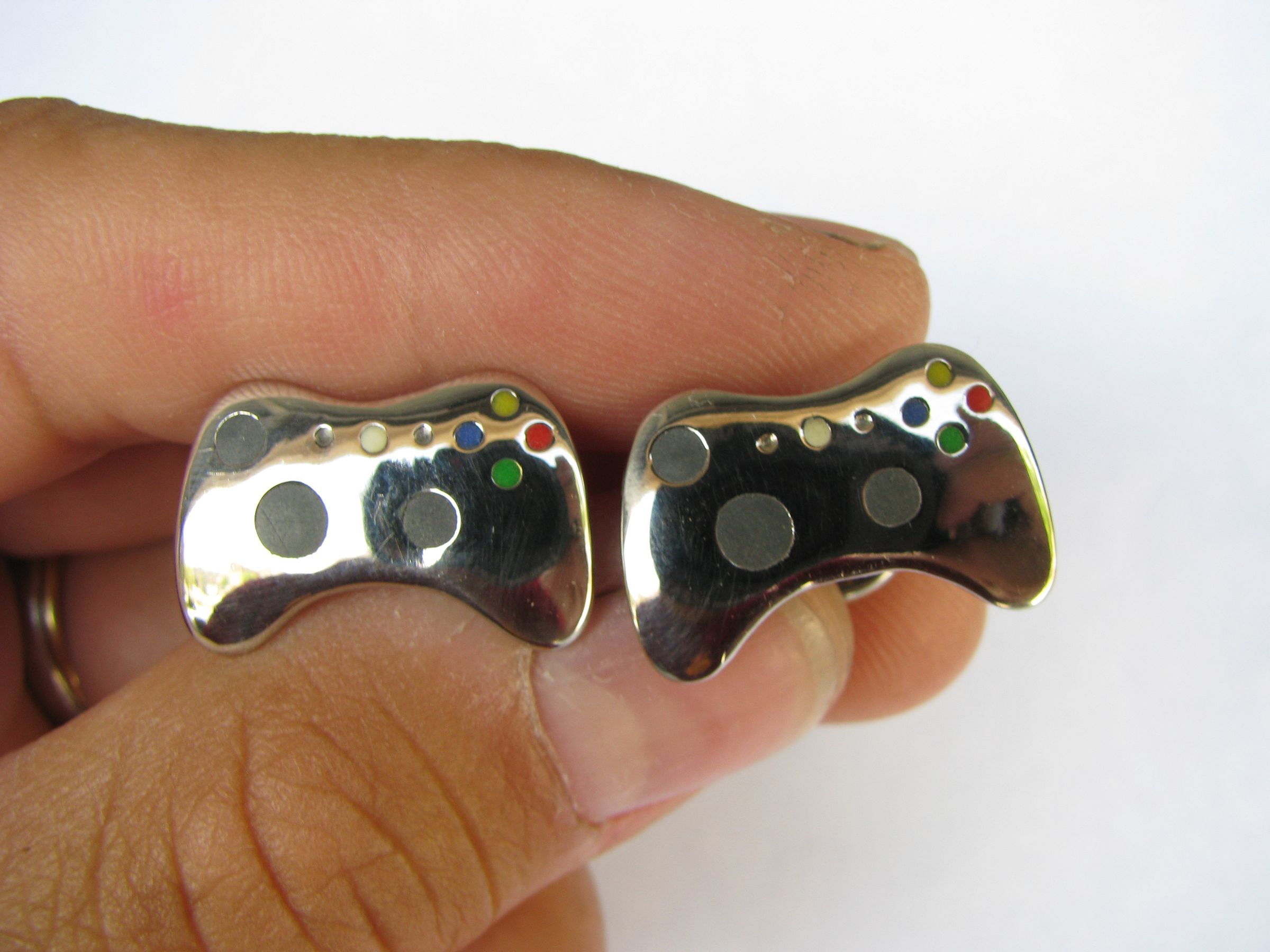 DIY Cufflinks : 10 Steps (with Pictures) - Instructables