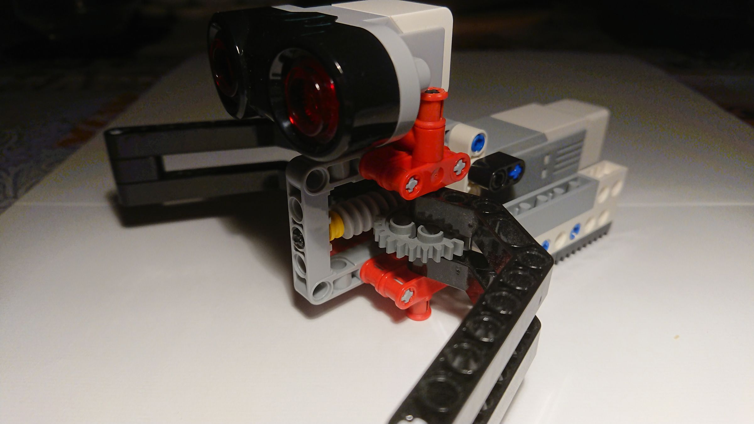 Ev3 Lego Gripper/Finder Robot : 7 Steps - Instructables