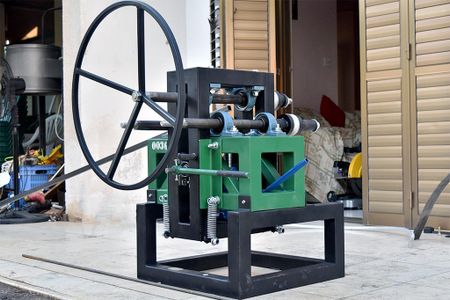 Homemade Metal Bender : 3 Steps - Instructables