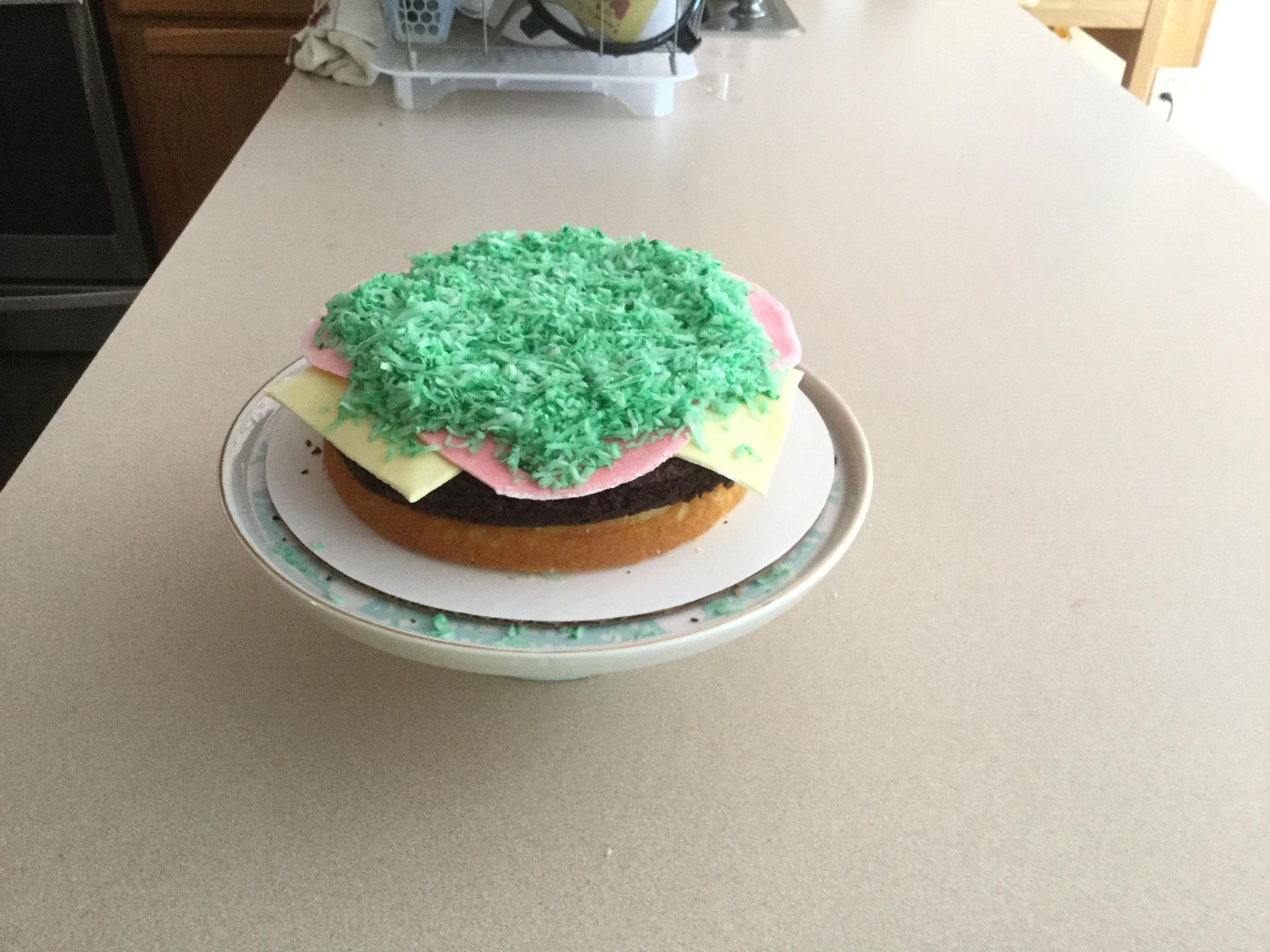 Burger Dessert Imposter : 5 Steps - Instructables