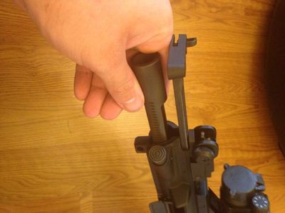Field Stripping an M4 Carbine : 8 Steps - Instructables