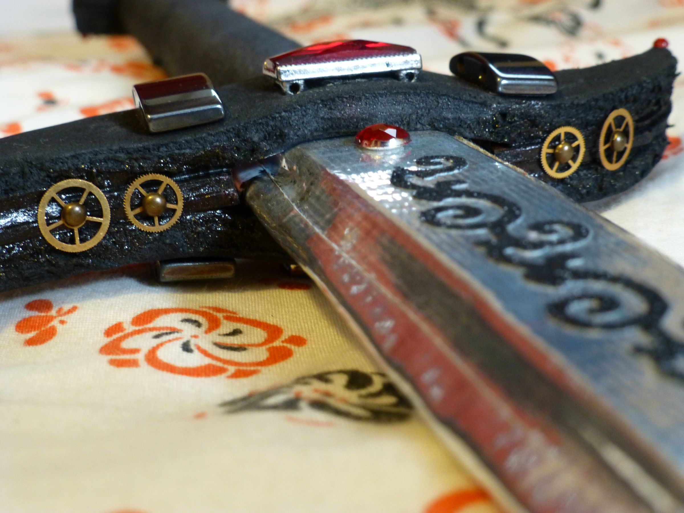 DIY Foam Weaponry : 9 Steps - Instructables