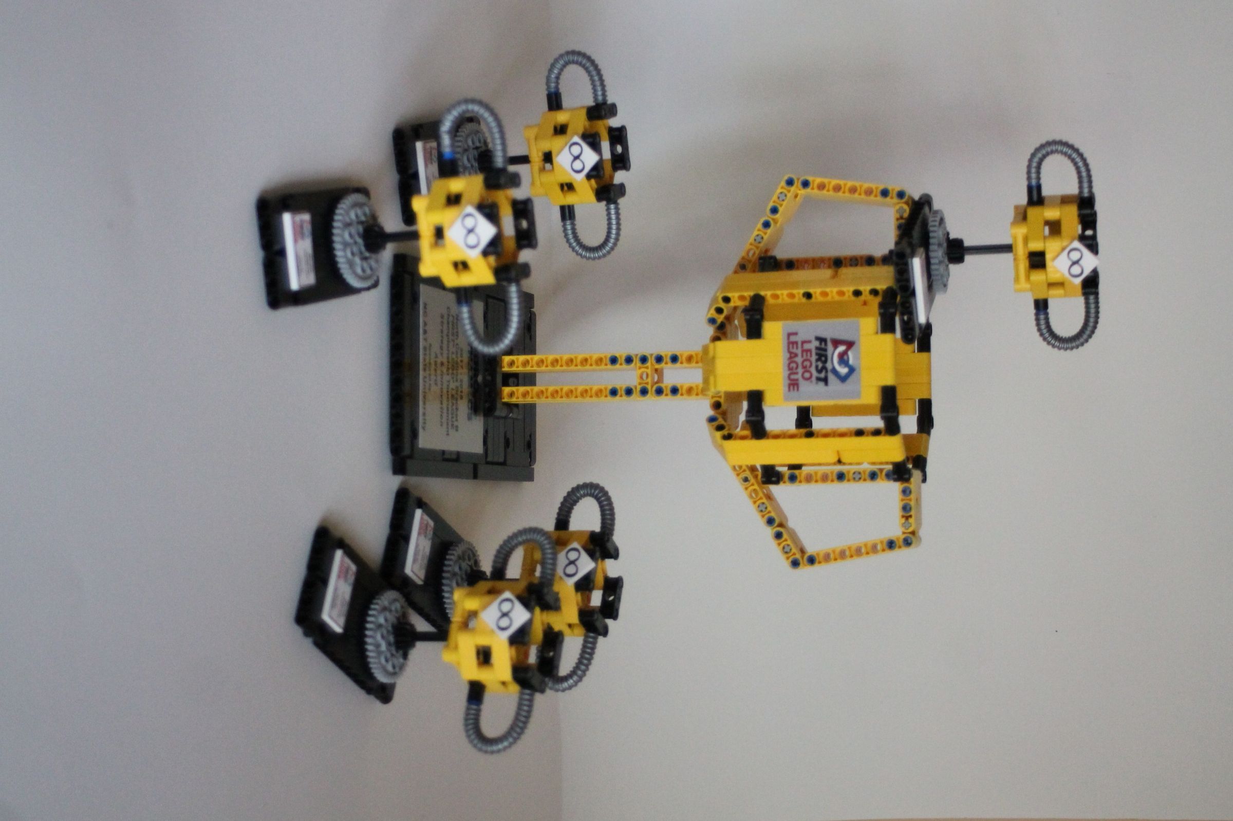 Mini First Lego League Trophy : 14 Steps - Instructables