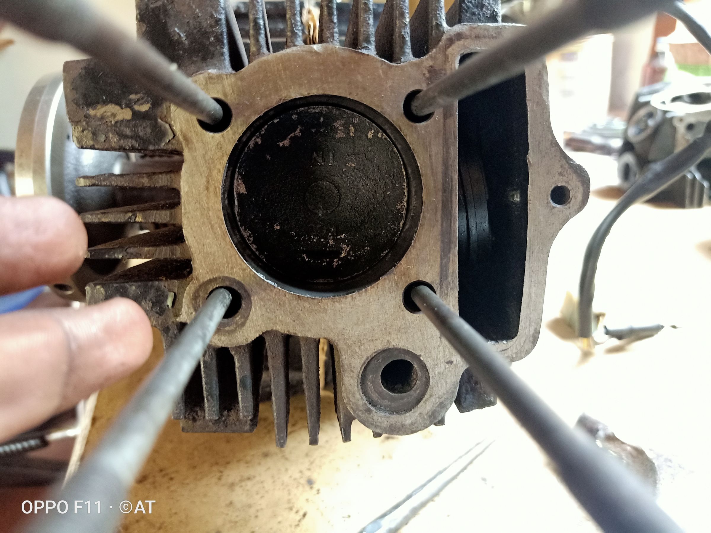 Heavy Duty Hand Cranked Generator : 5 Steps - Instructables