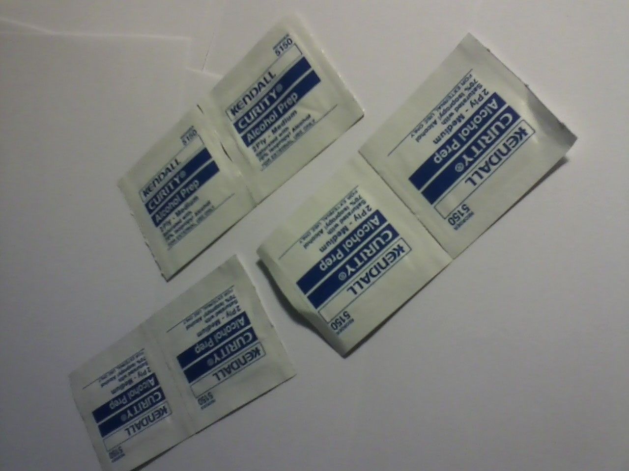 Pocket-Sized Altoids Tin First-Aid Kit : 11 Steps (with Pictures ...