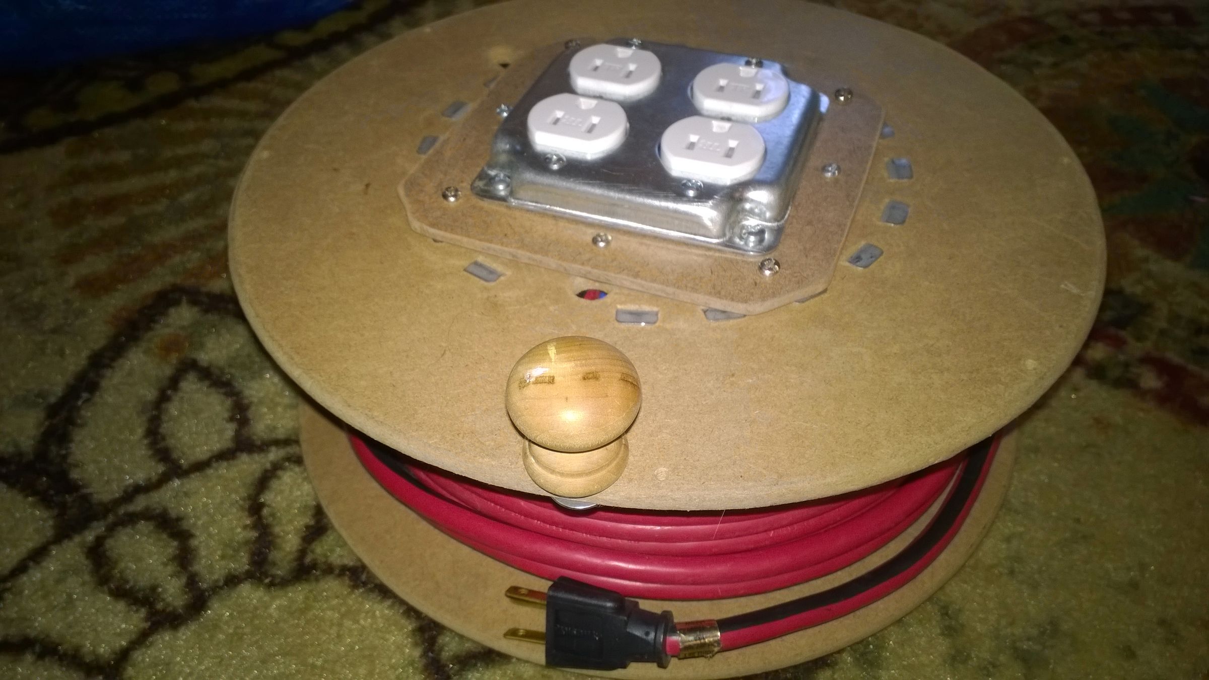 Extension Cord Reel : 4 Steps (with Pictures) - Instructables