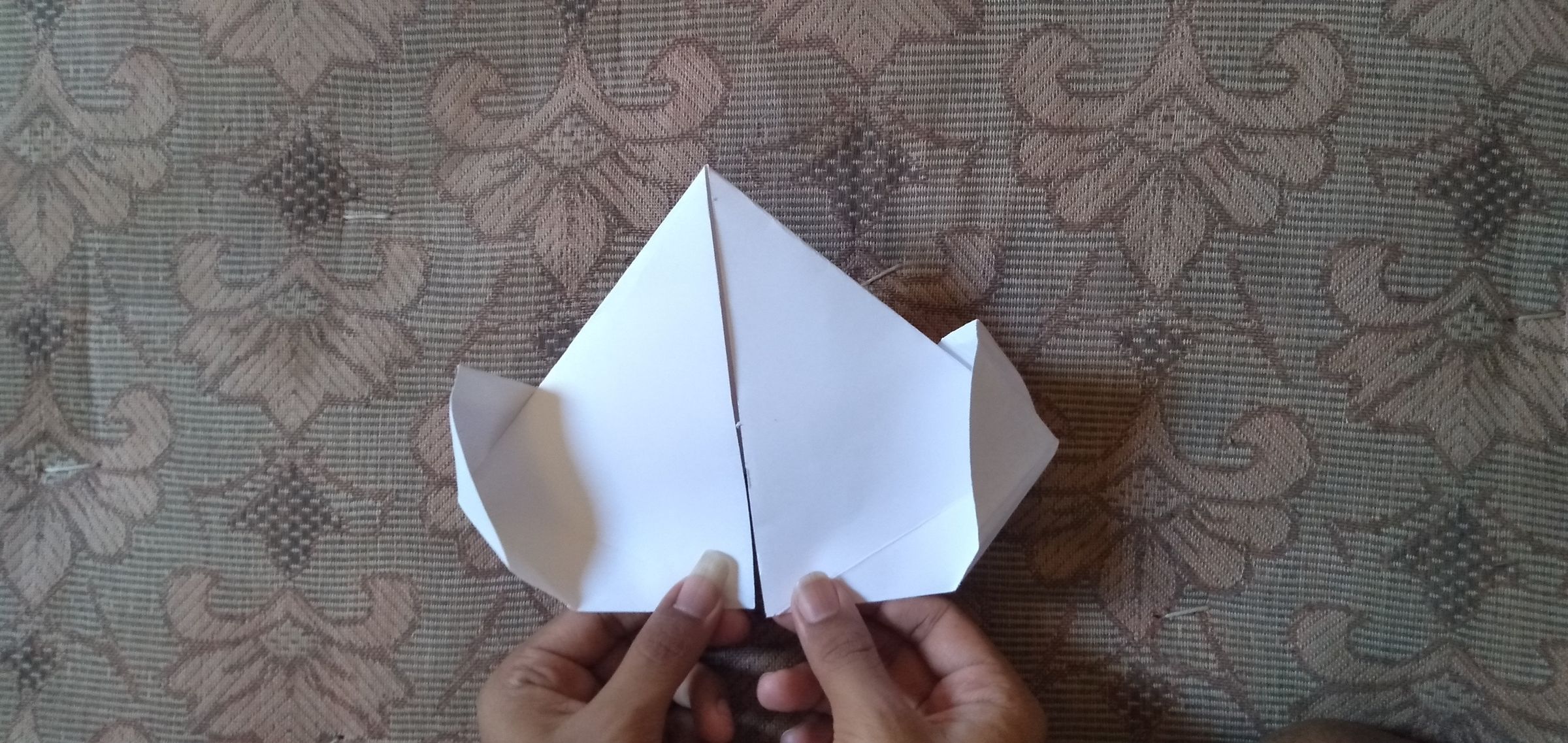 DIY Paper Stand for Smartphone (No Glue ) : 5 Steps - Instructables