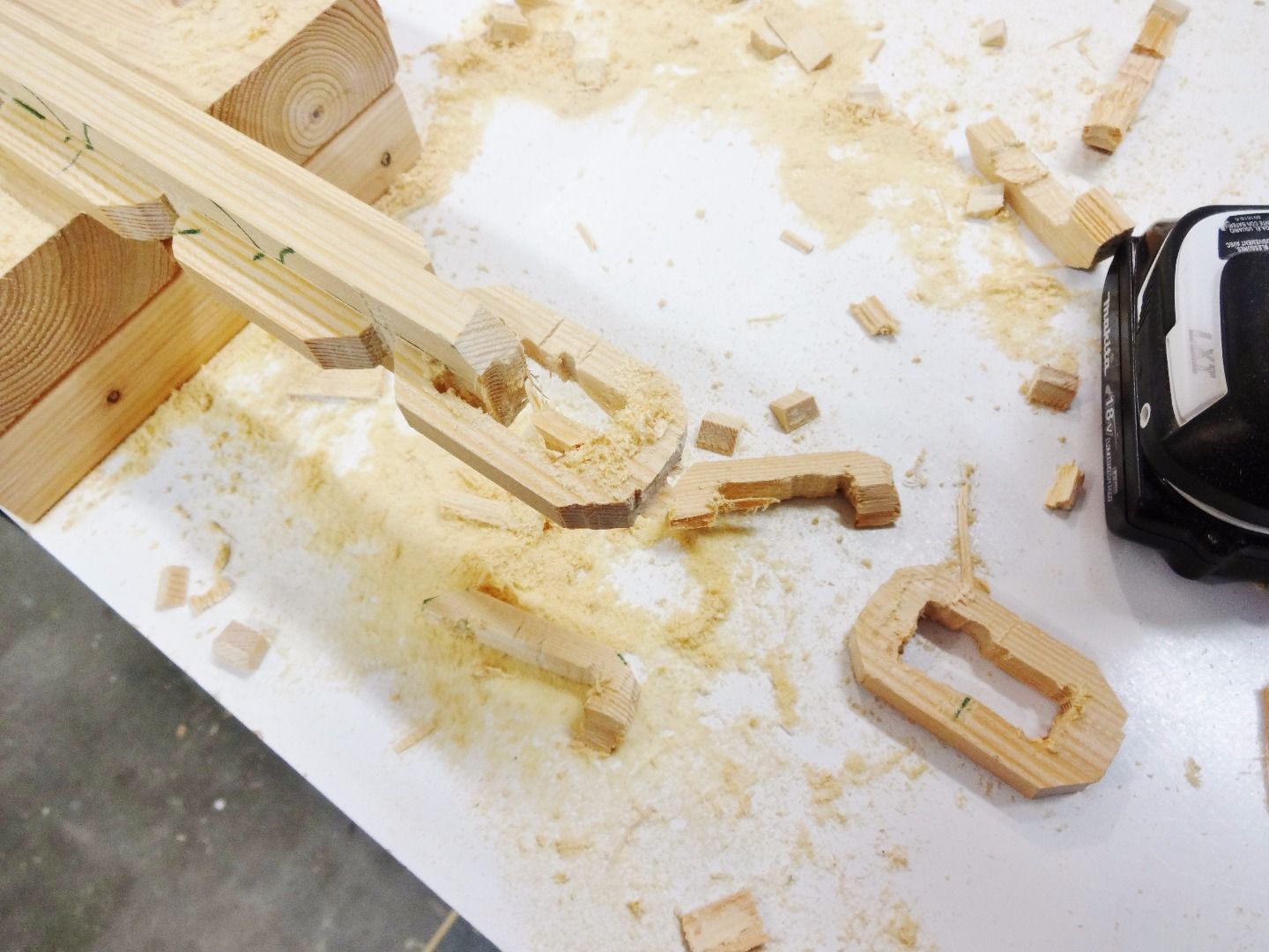 Three Ways to Make a Wooden Chain : 29 Steps (with Pictures ...