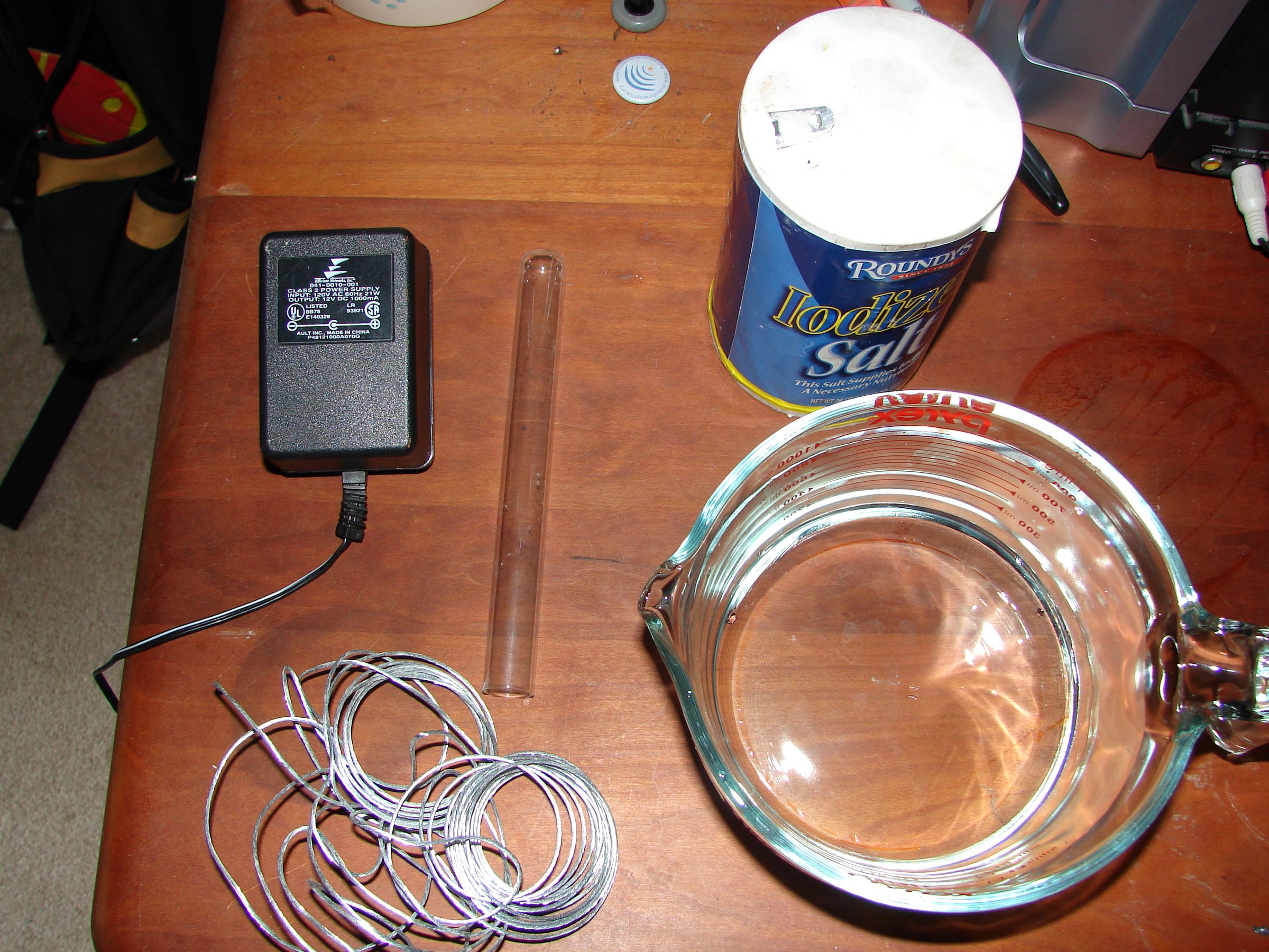 Separate Hydrogen and Oxygen From Water Through Electrolysis : 7 Steps ...