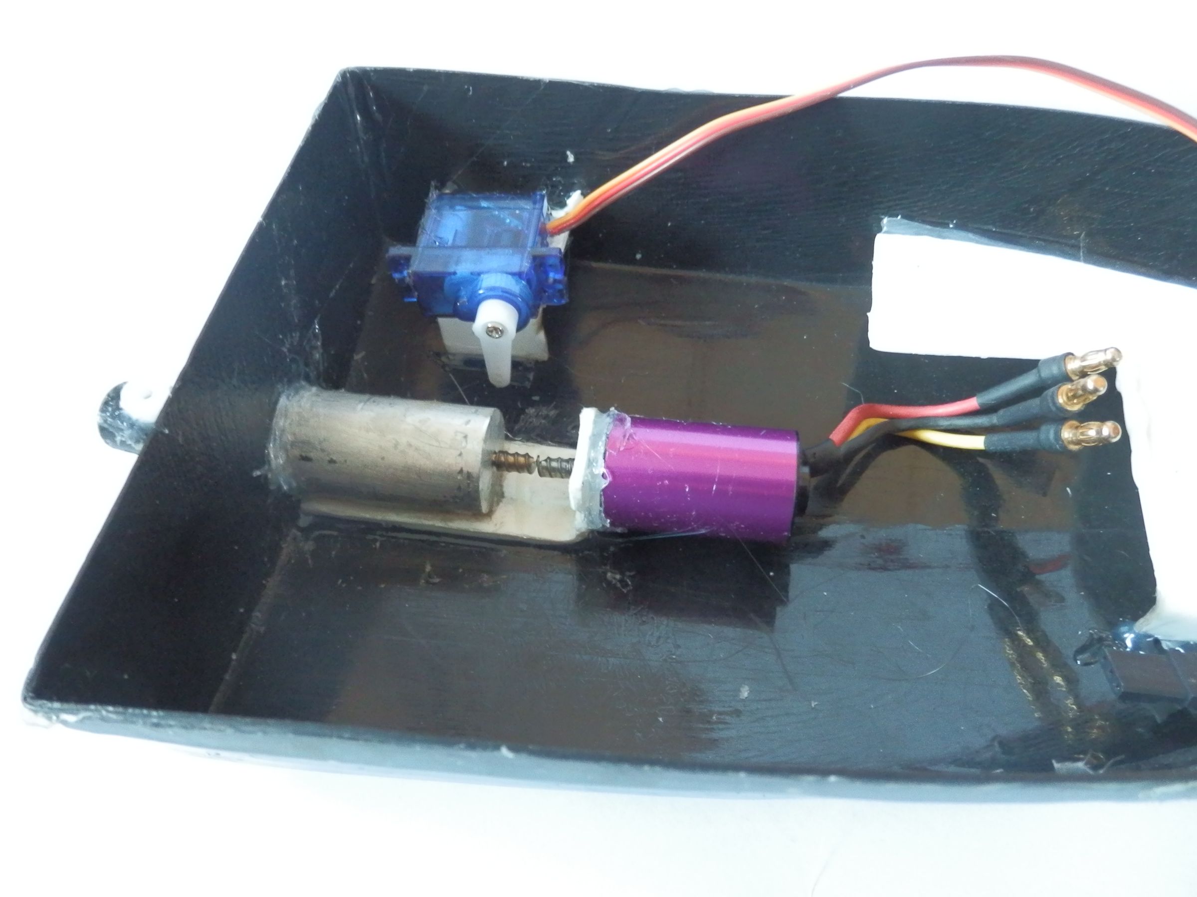 Homemade R/c Jet Boat, Including Jet Drive : 7 Steps - Instructables