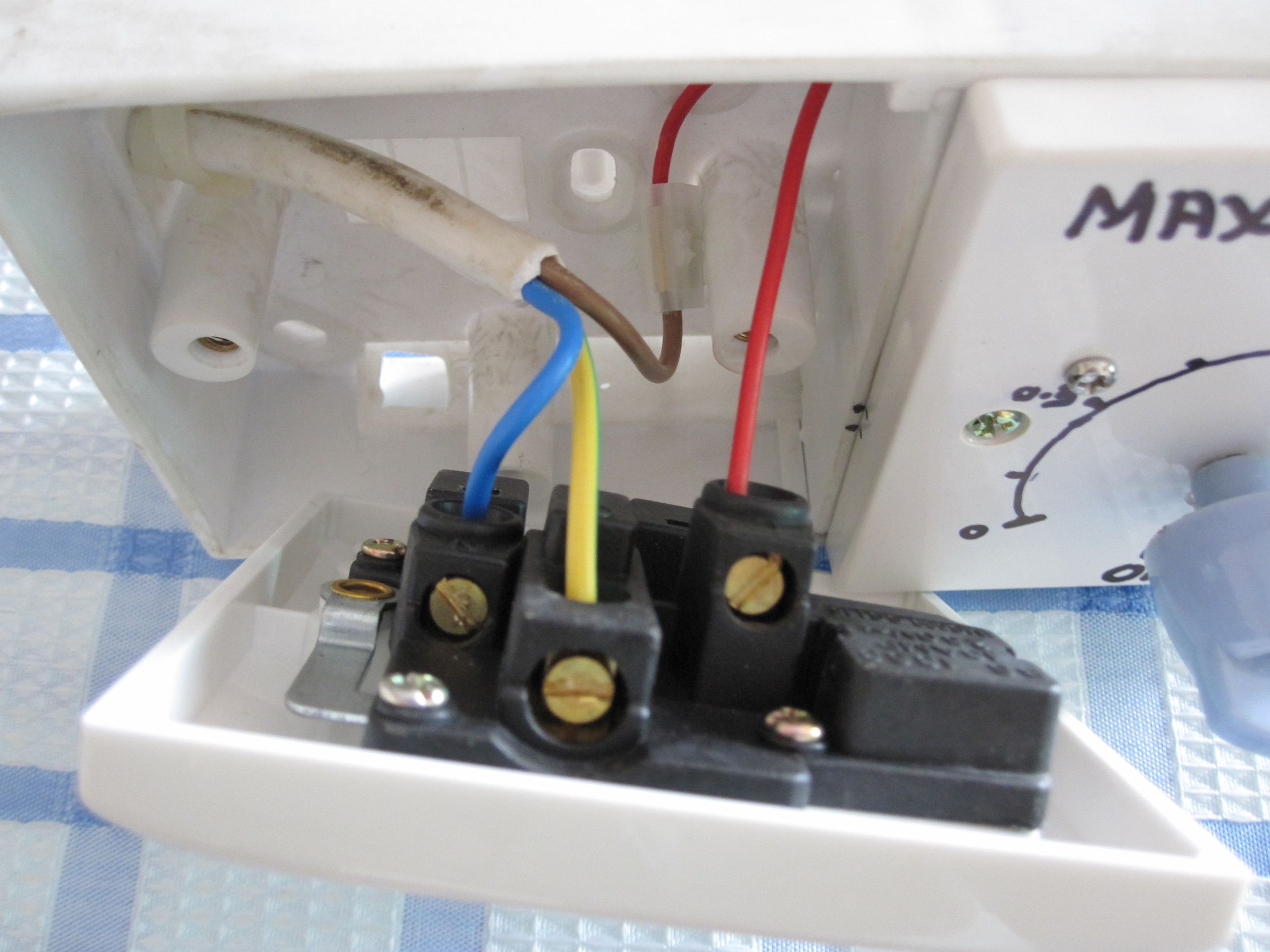 Diy Timer Switch !!! : 4 Steps (with Pictures) - Instructables