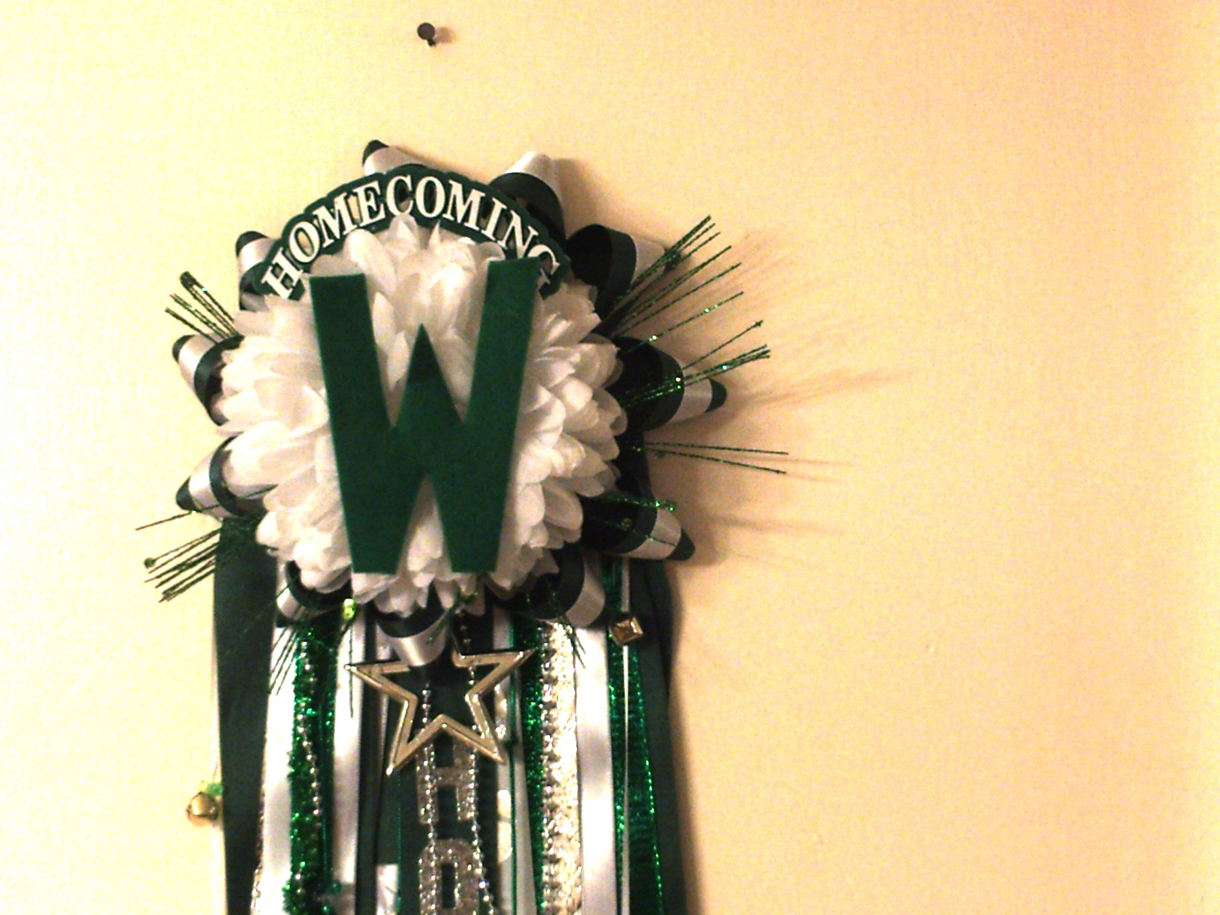Homecoming Ribbon (updated) : 12 Steps (with Pictures) - Instructables