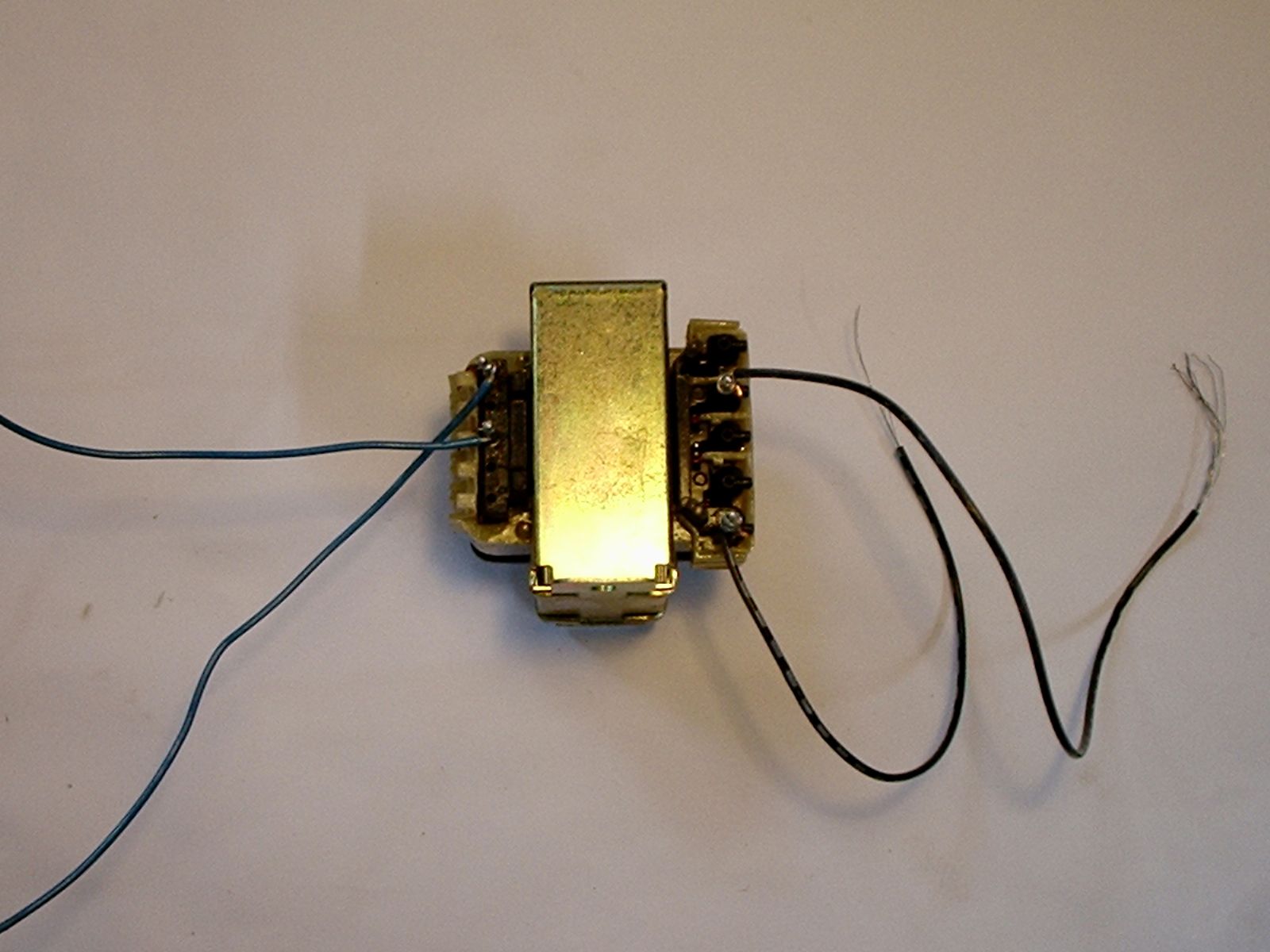 Make an Ultra Simple High Voltage Generator : 5 Steps - Instructables