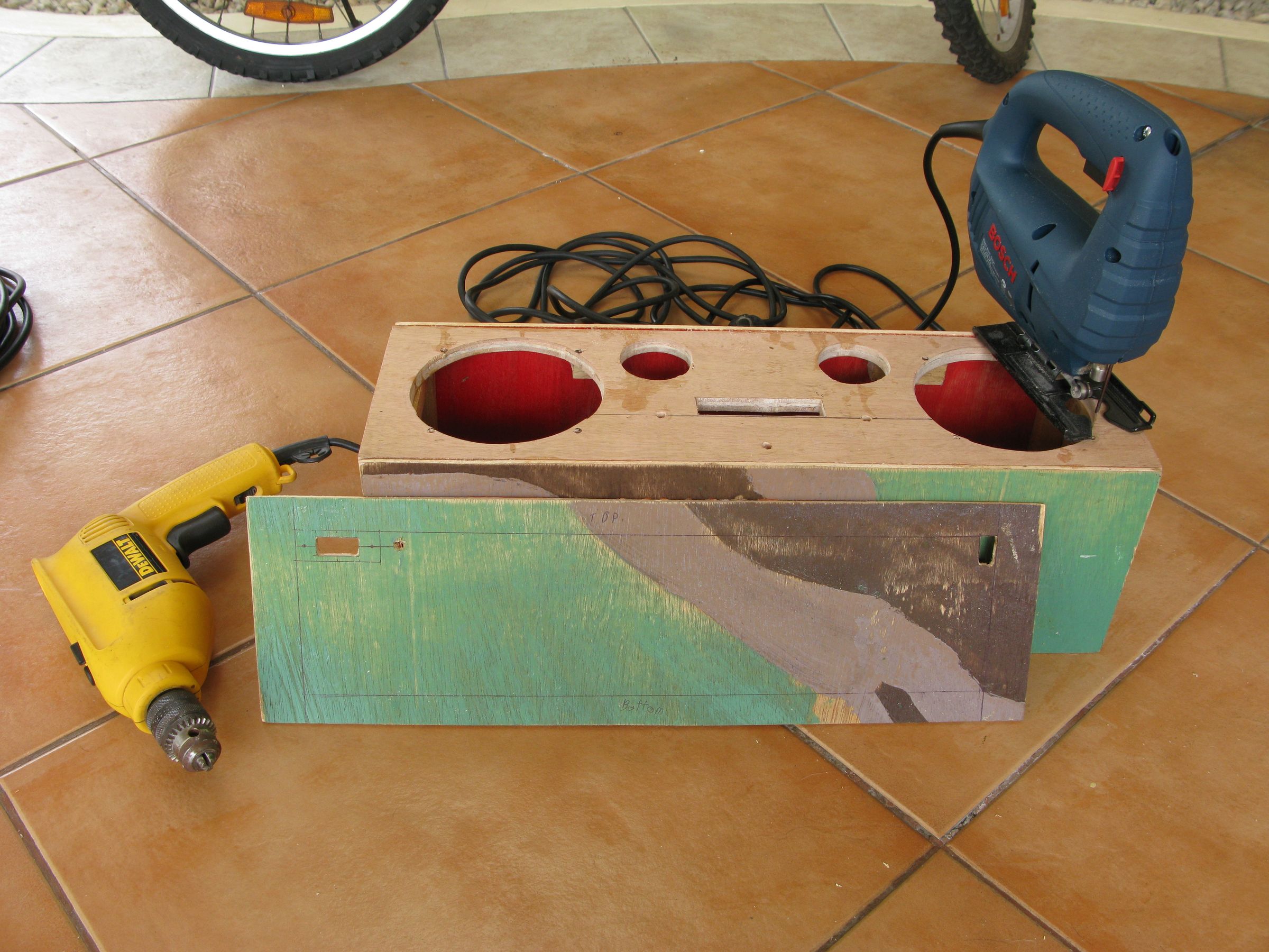 DIY Portable Boombox (from SCRATCH!) : 18 Steps (with Pictures ...