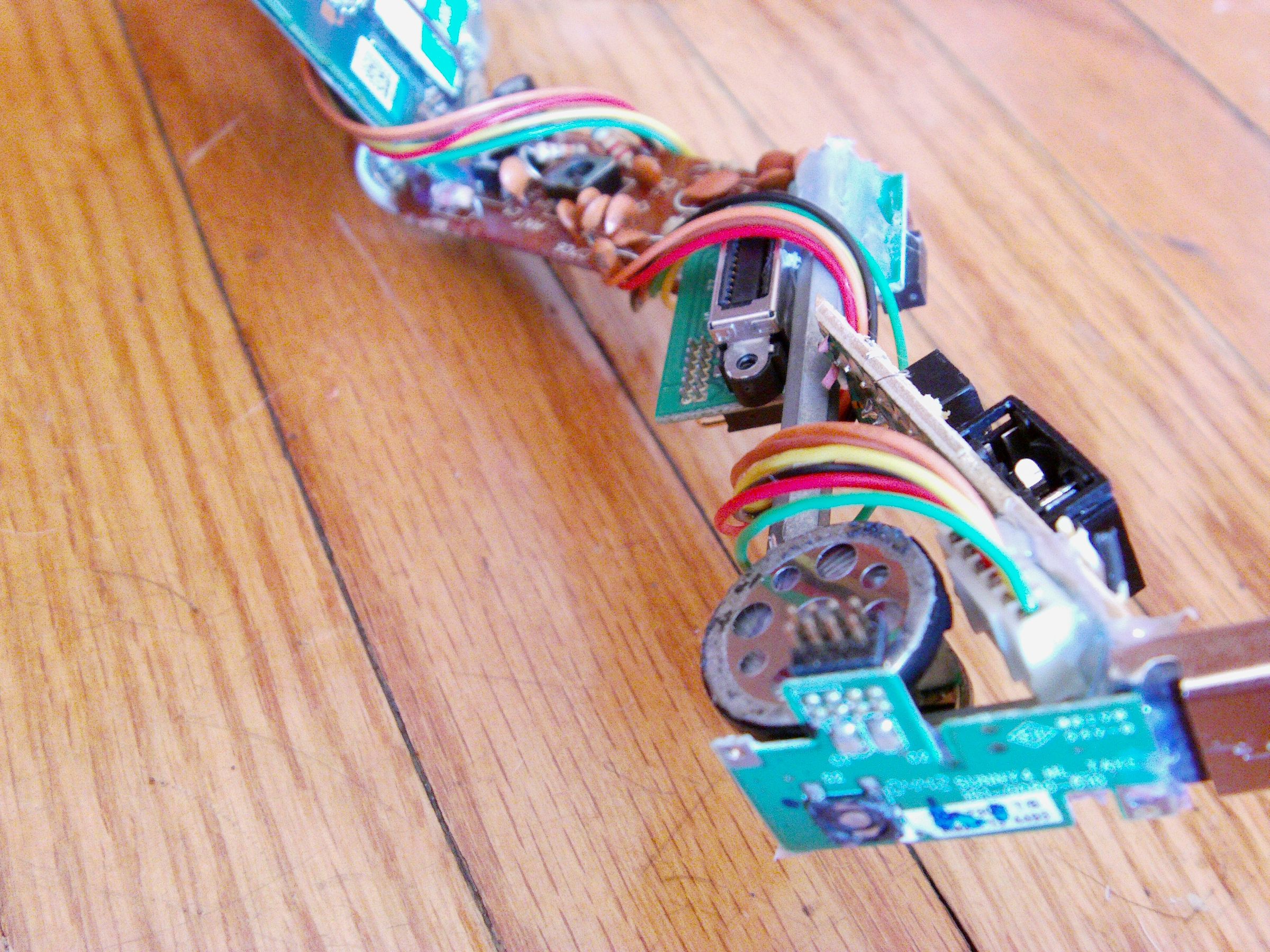 Reusing Old Electronics : 3 Steps (with Pictures) - Instructables