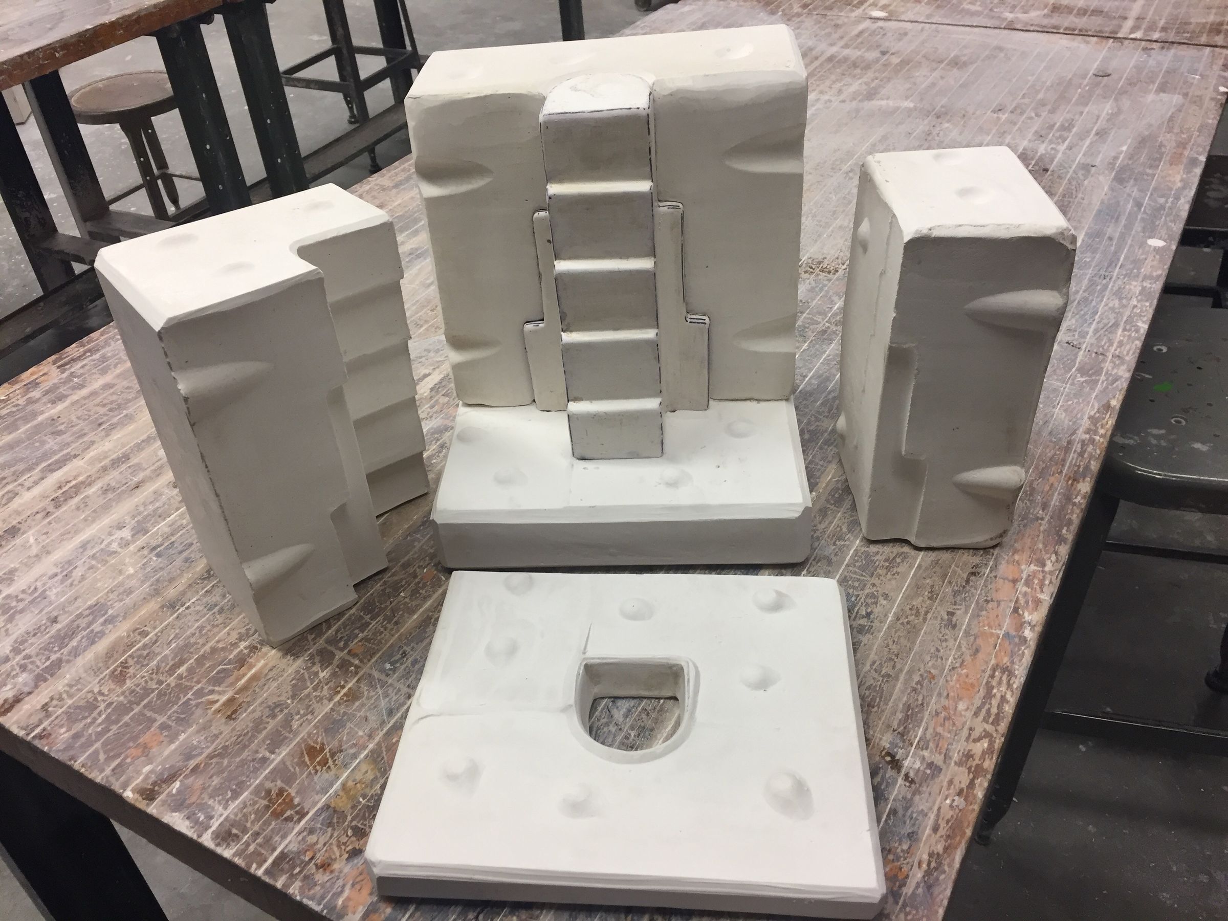 Plaster Molds for Slipcasting : 7 Steps (with Pictures) - Instructables
