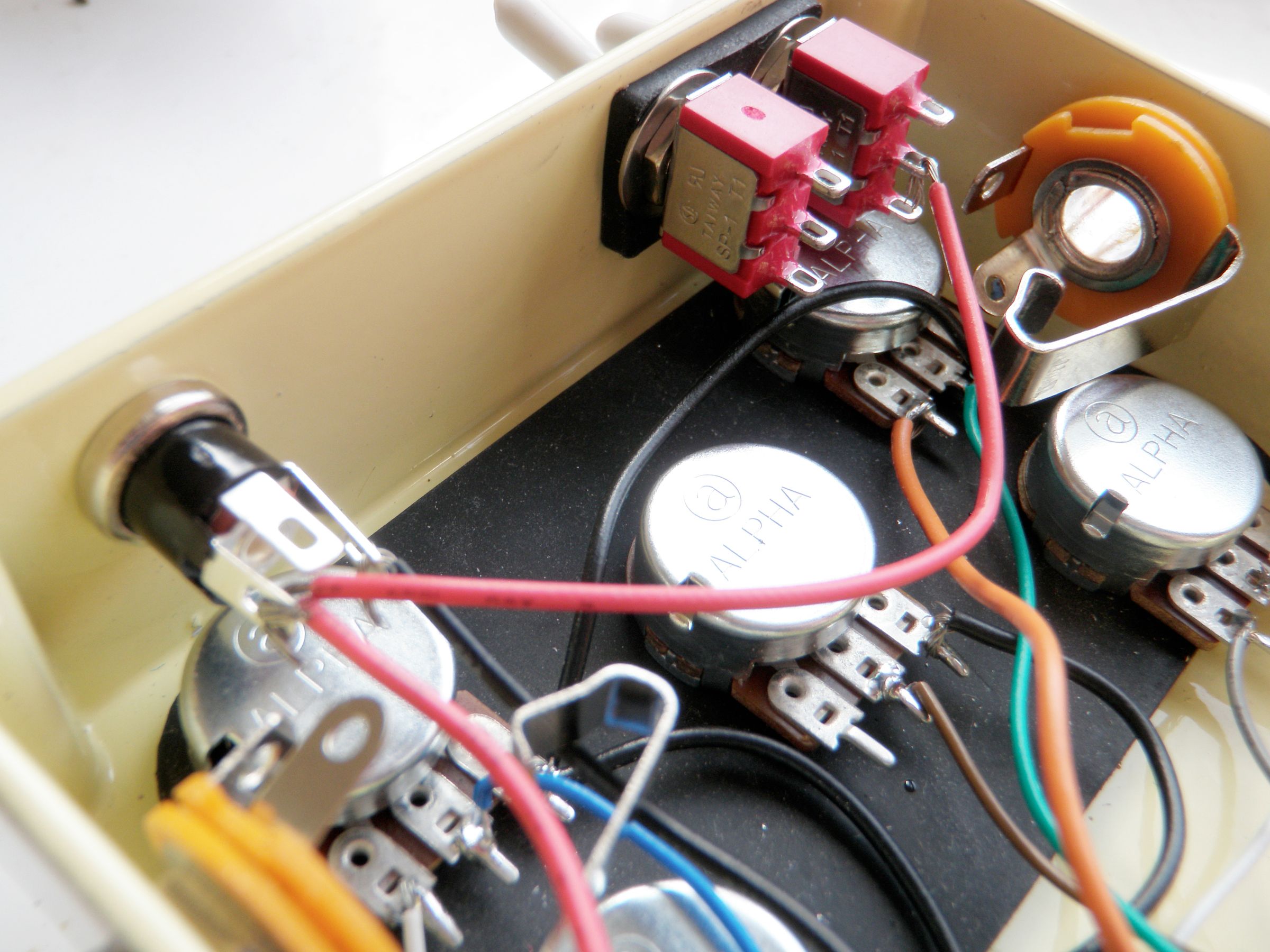 Digital Delay Pedal : 19 Steps (with Pictures) - Instructables