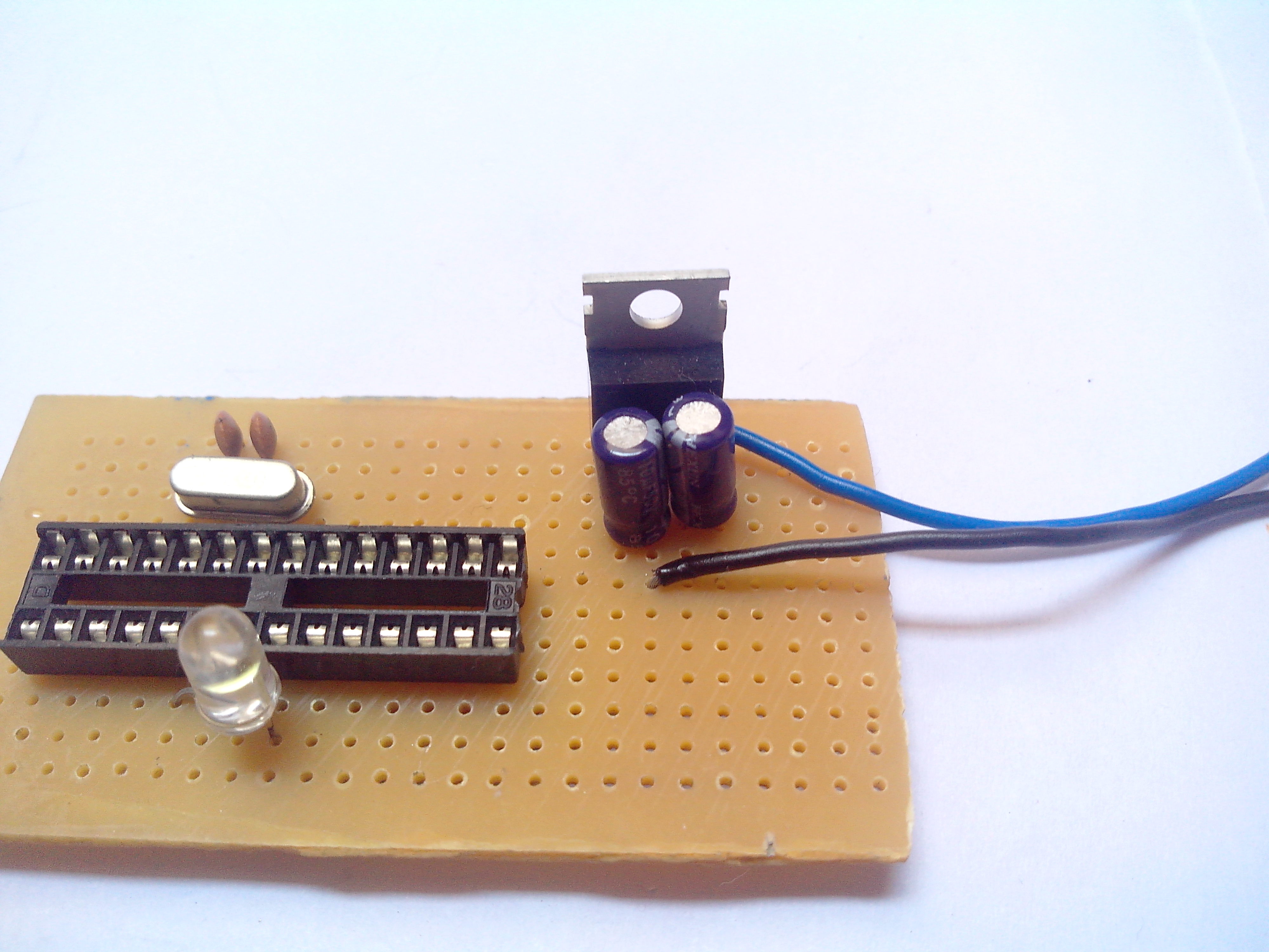 Build an Arduino : 7 Steps - Instructables