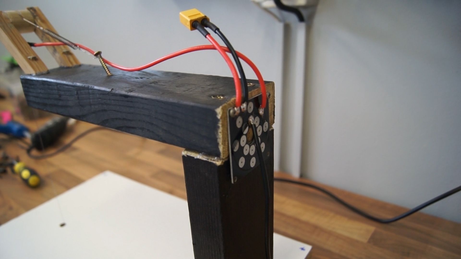 DIY Hot Wire Cutter for Plexiglass, Cardboard and Foam : 7 Steps (with ...