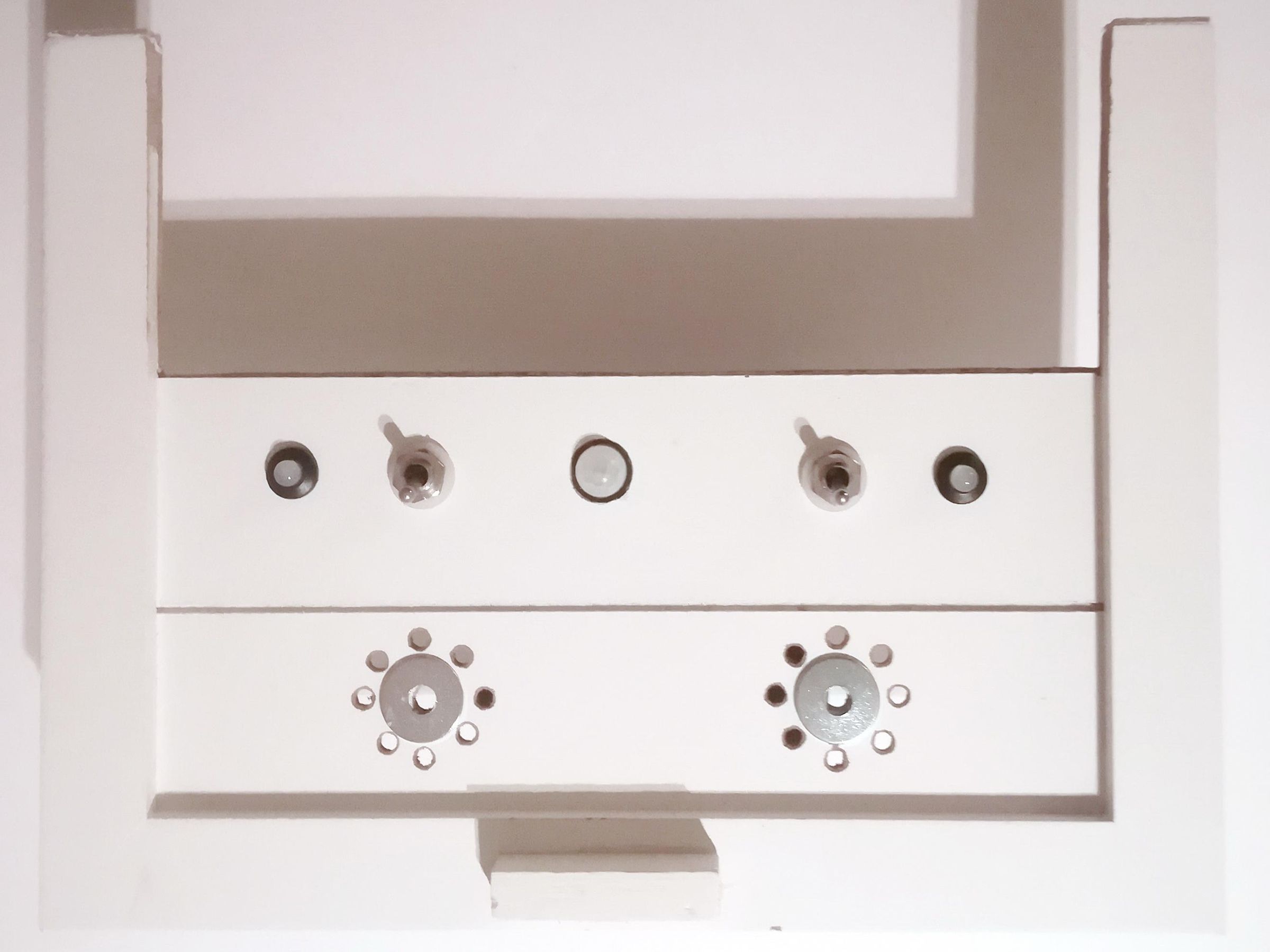 Useless Box With an Attitude : 8 Steps (with Pictures) - Instructables