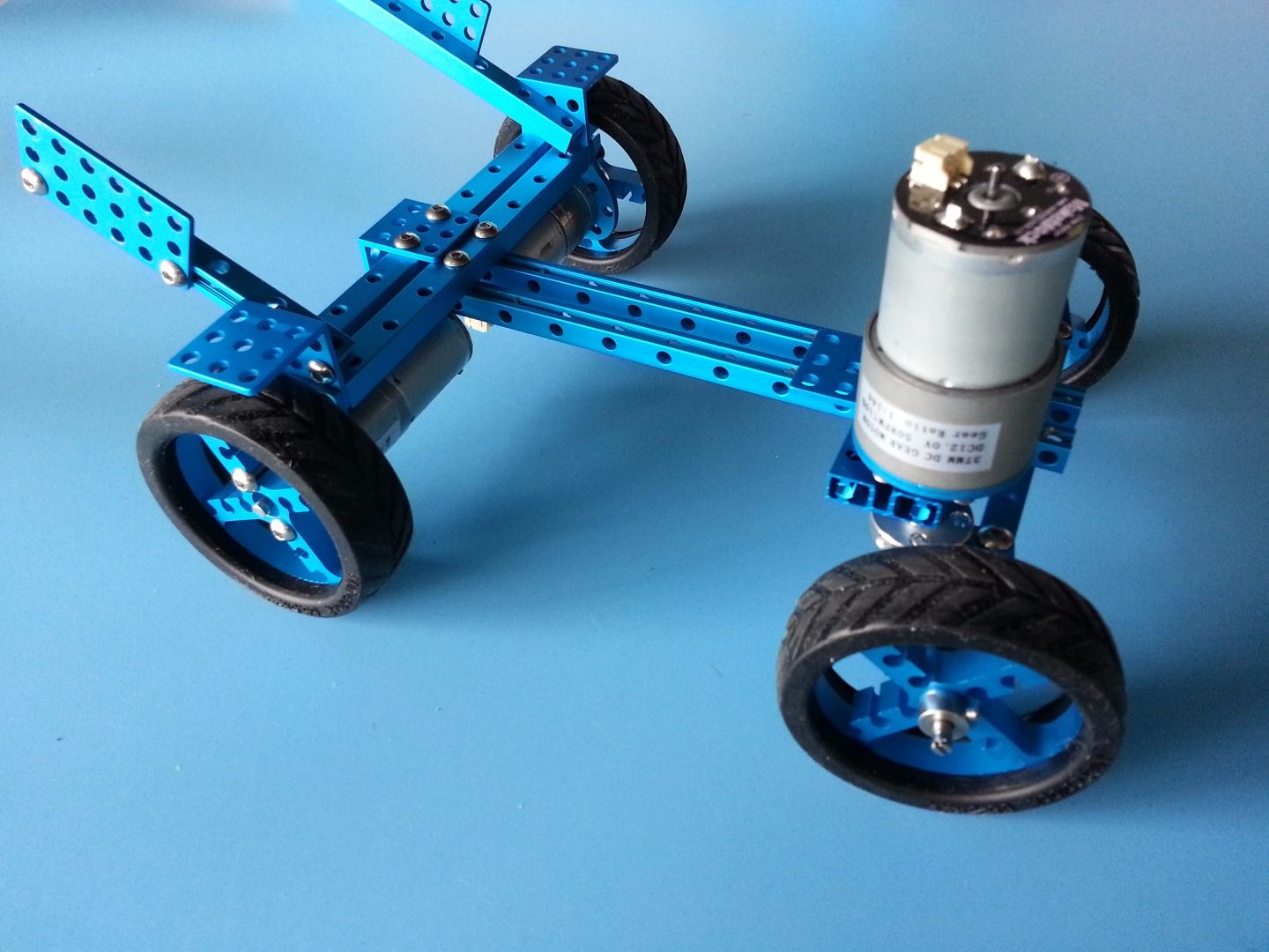 How to Build a Skill Racing Car With Makeblock : 28 Steps (with ...