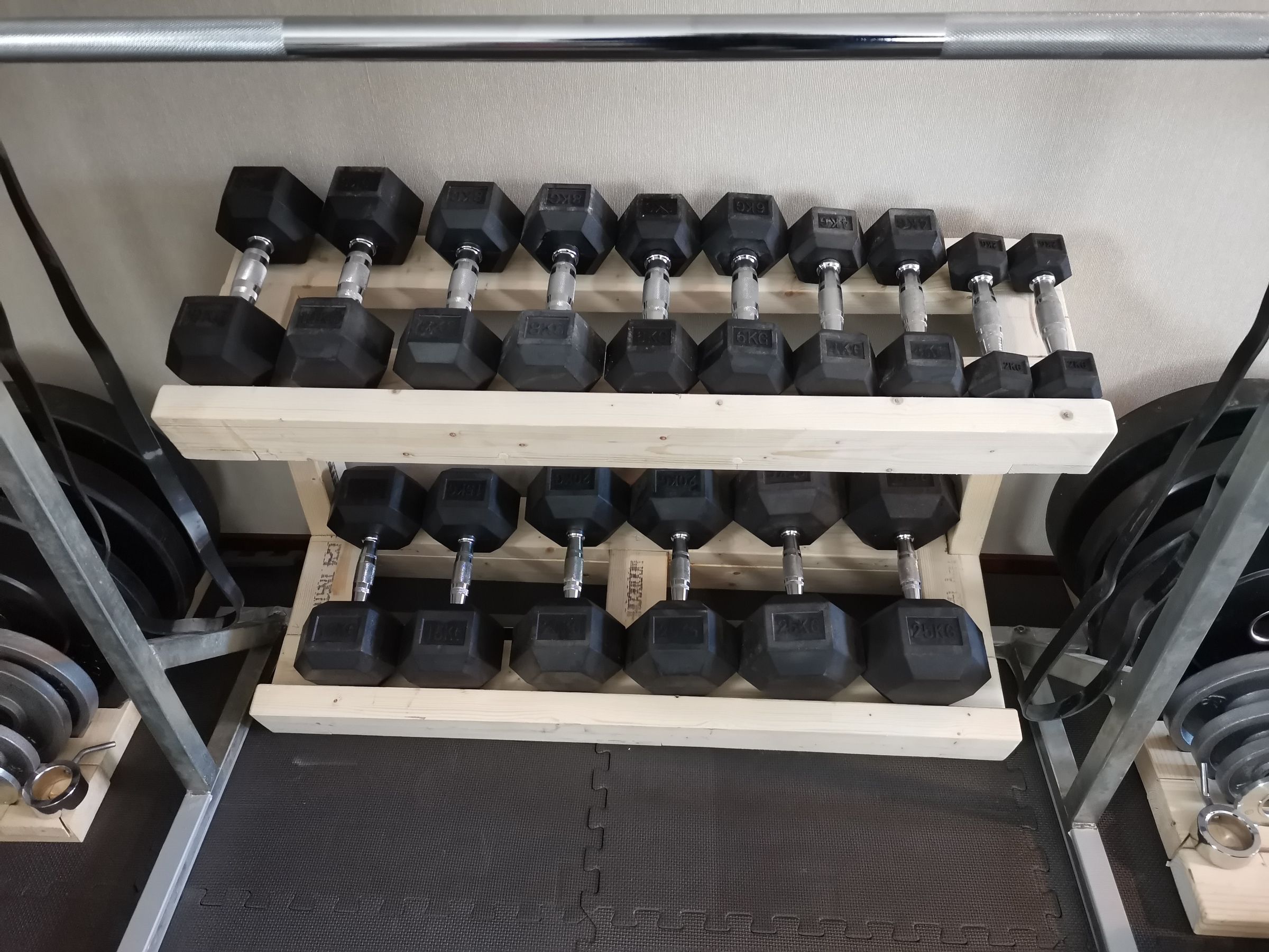 Dumbbell Rack : 3 Steps - Instructables