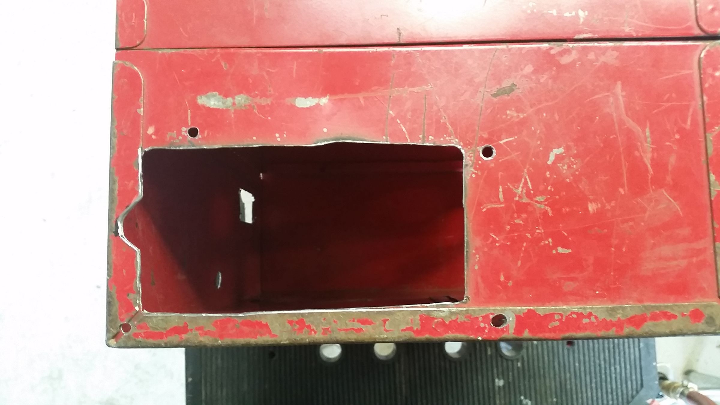 Tool Box Stereo : 7 Steps (with Pictures) - Instructables