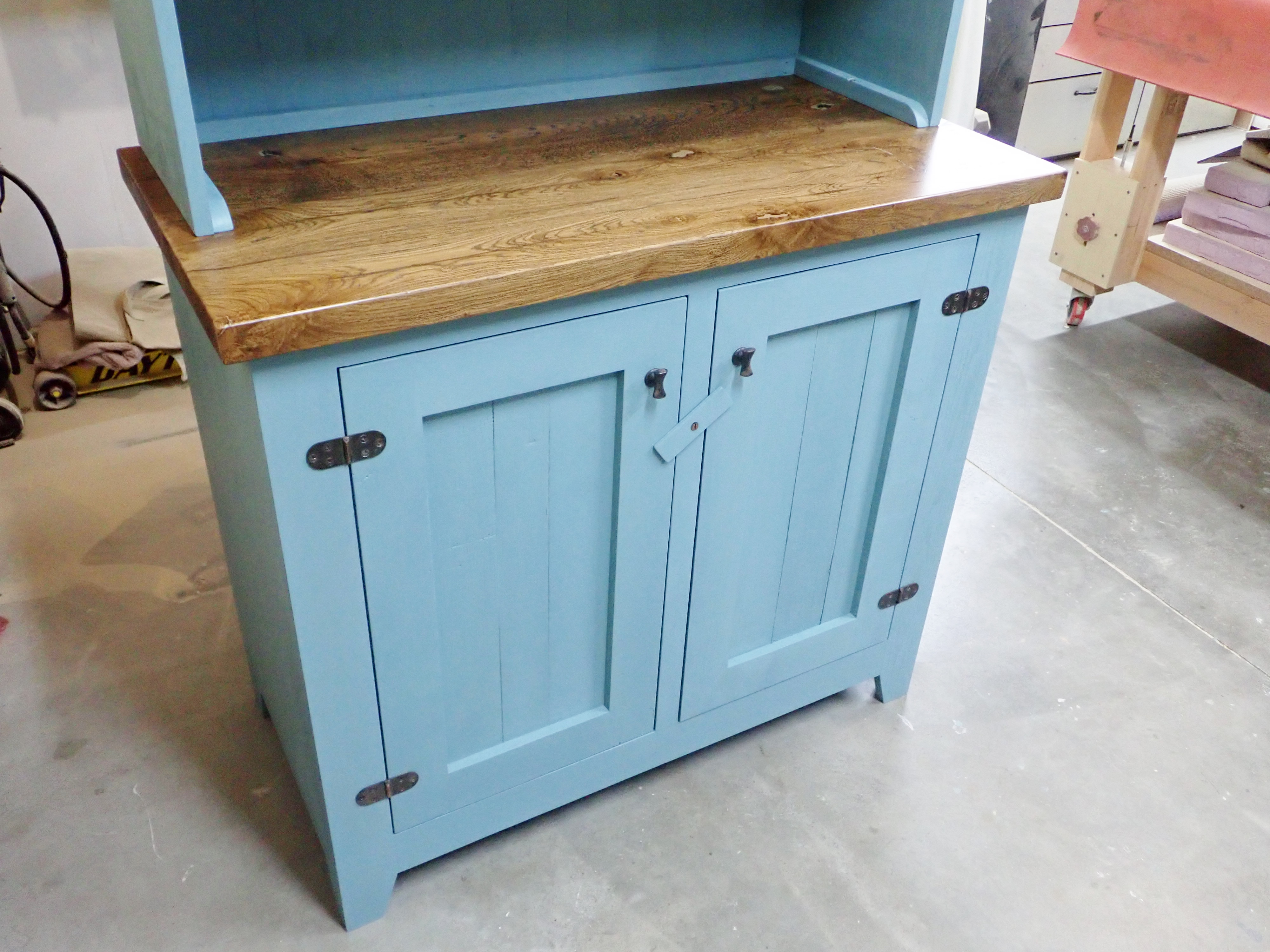 Make a Farmhouse Style Hutch : 14 Steps (with Pictures) - Instructables