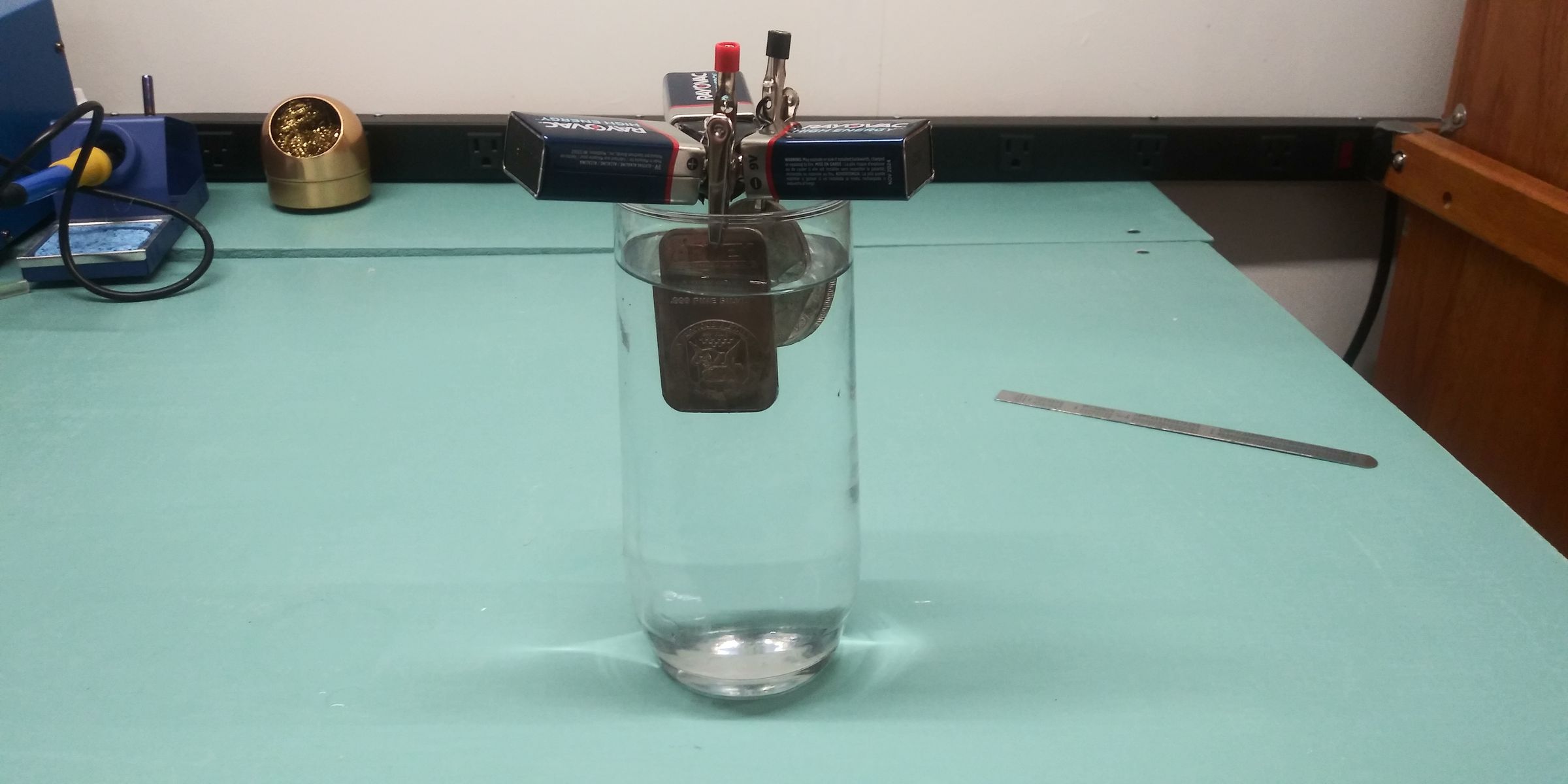 Colloidal Silver Generator Pocket Sized : 13 Steps - Instructables