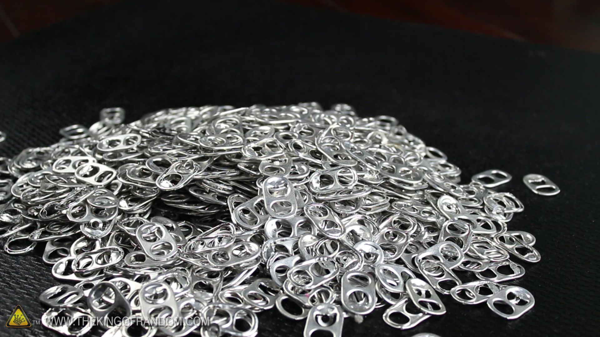How to Make Chains From Soda Can Tabs : 7 Steps (with Pictures ...
