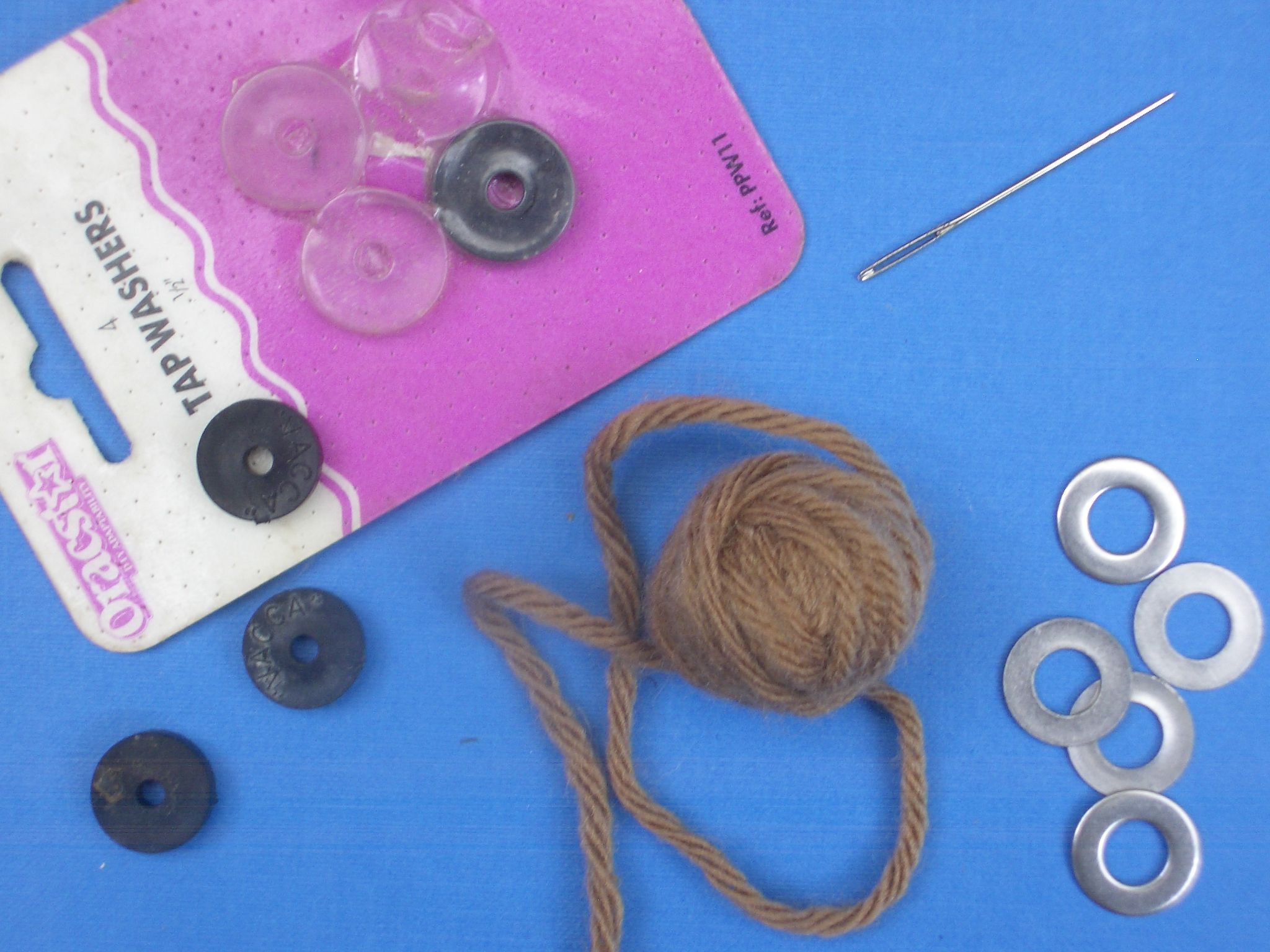 Buttons From Yarn and Washers : 4 Steps (with Pictures) - Instructables