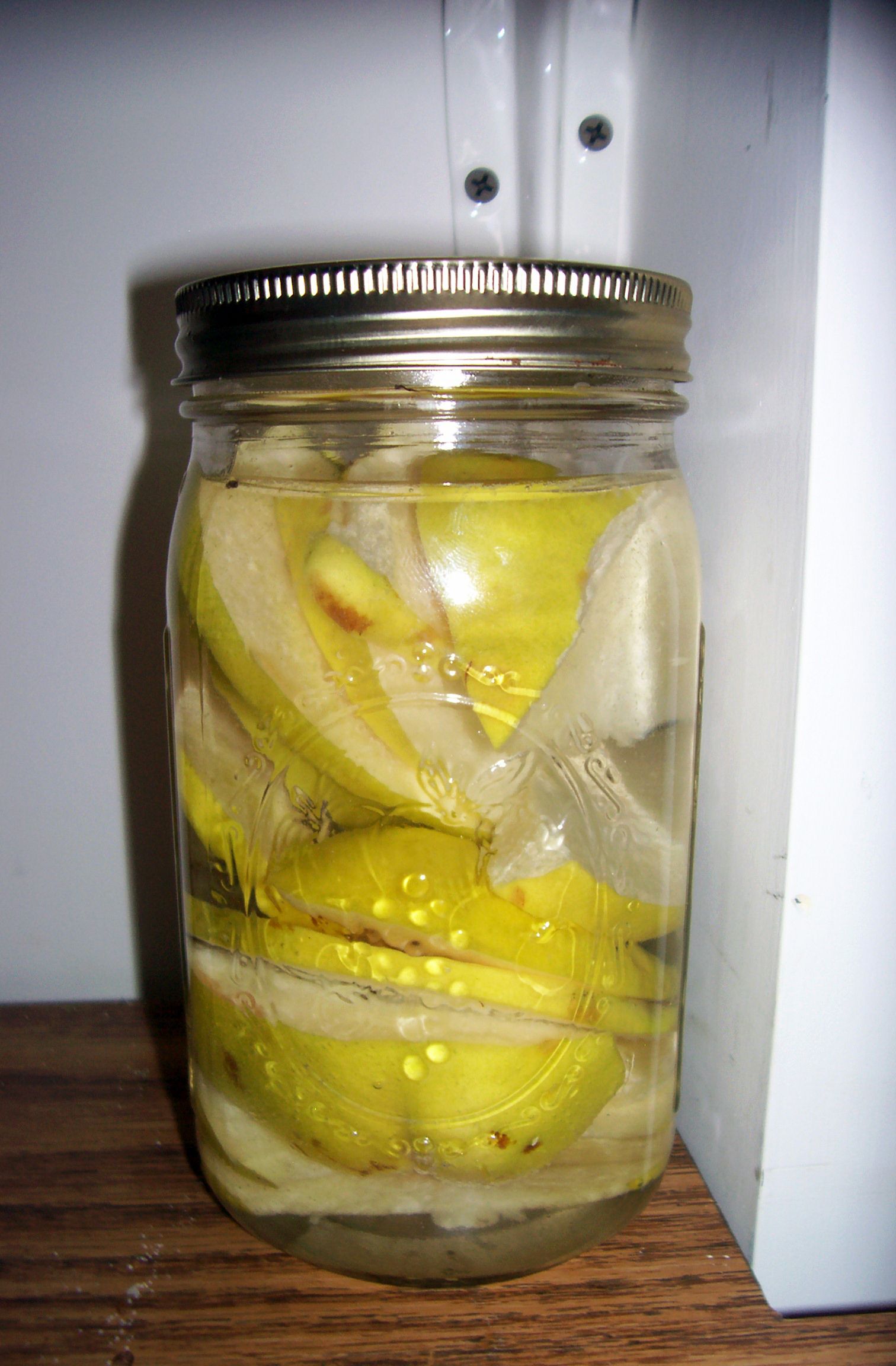 Homemade Quince Liqueur : 8 Steps (with Pictures) - Instructables