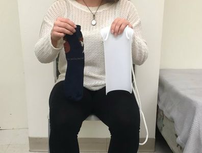 How to Use a Sock Aid : 7 Steps - Instructables