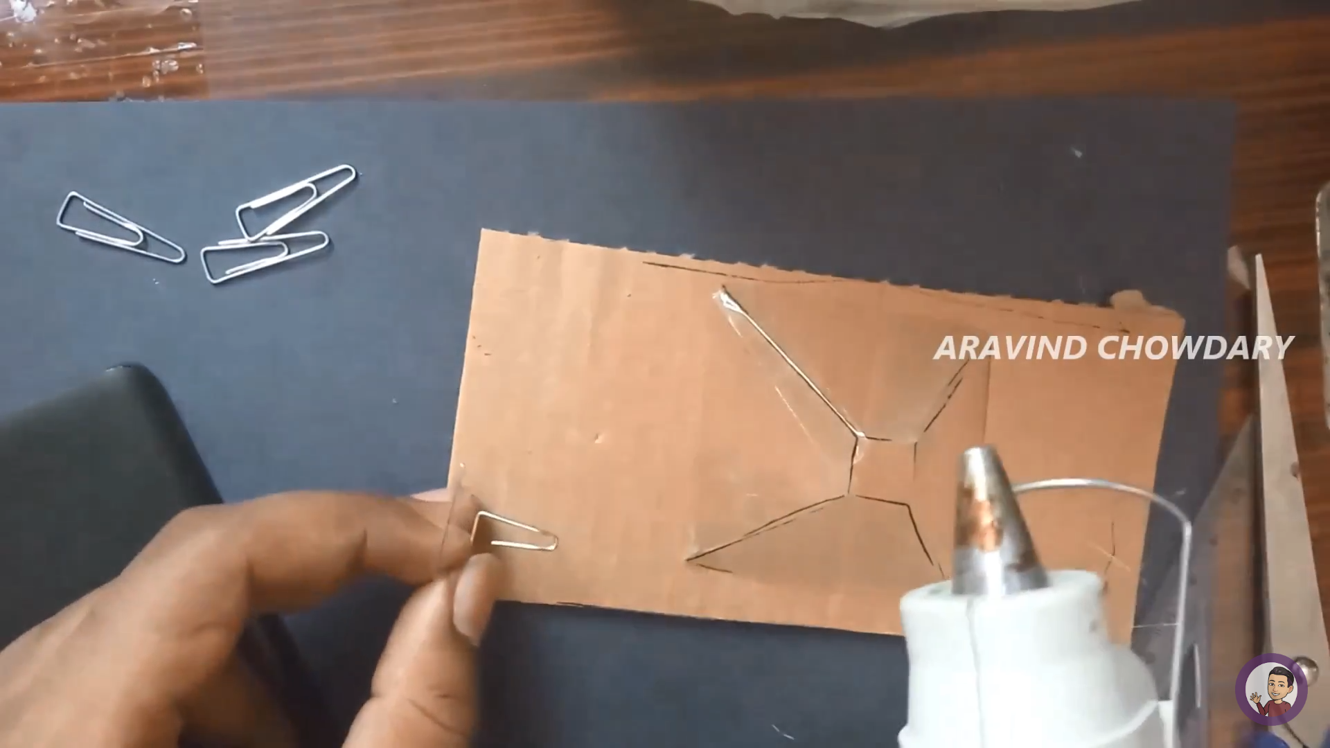 DIY 3D Hologram Projector Simple and Easy : 11 Steps - Instructables
