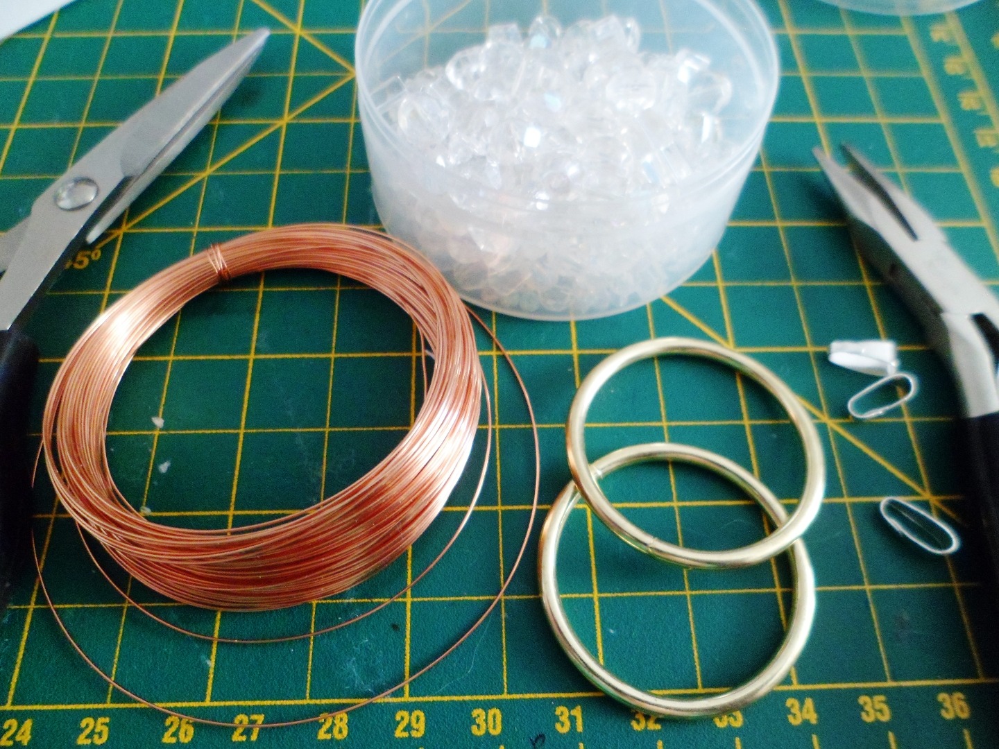 Wire Dream Catcher Pendant : 6 Steps (with Pictures) - Instructables