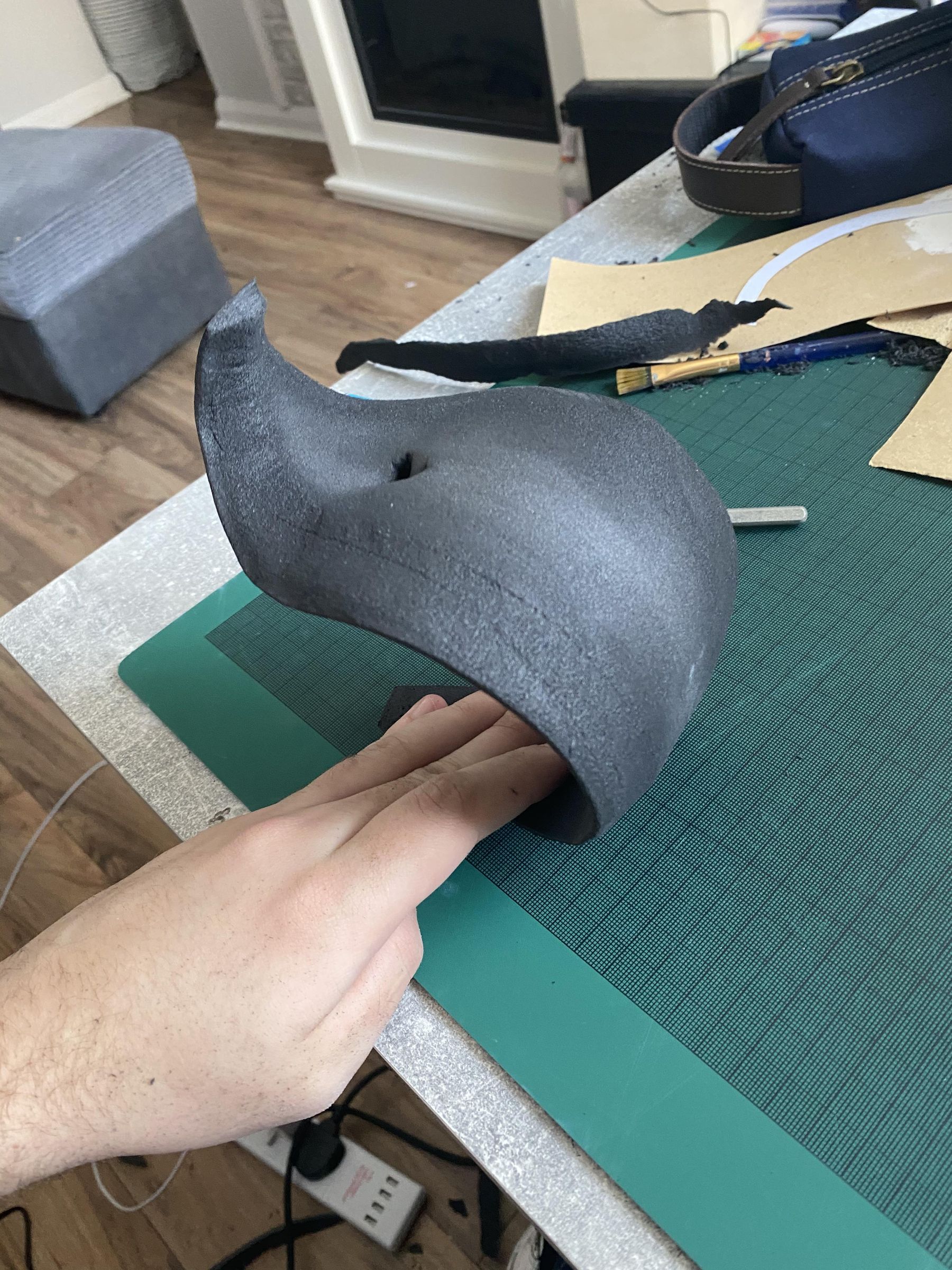 How to Make a LARP Safe Pirate Cutlass : 28 Steps (with Pictures ...