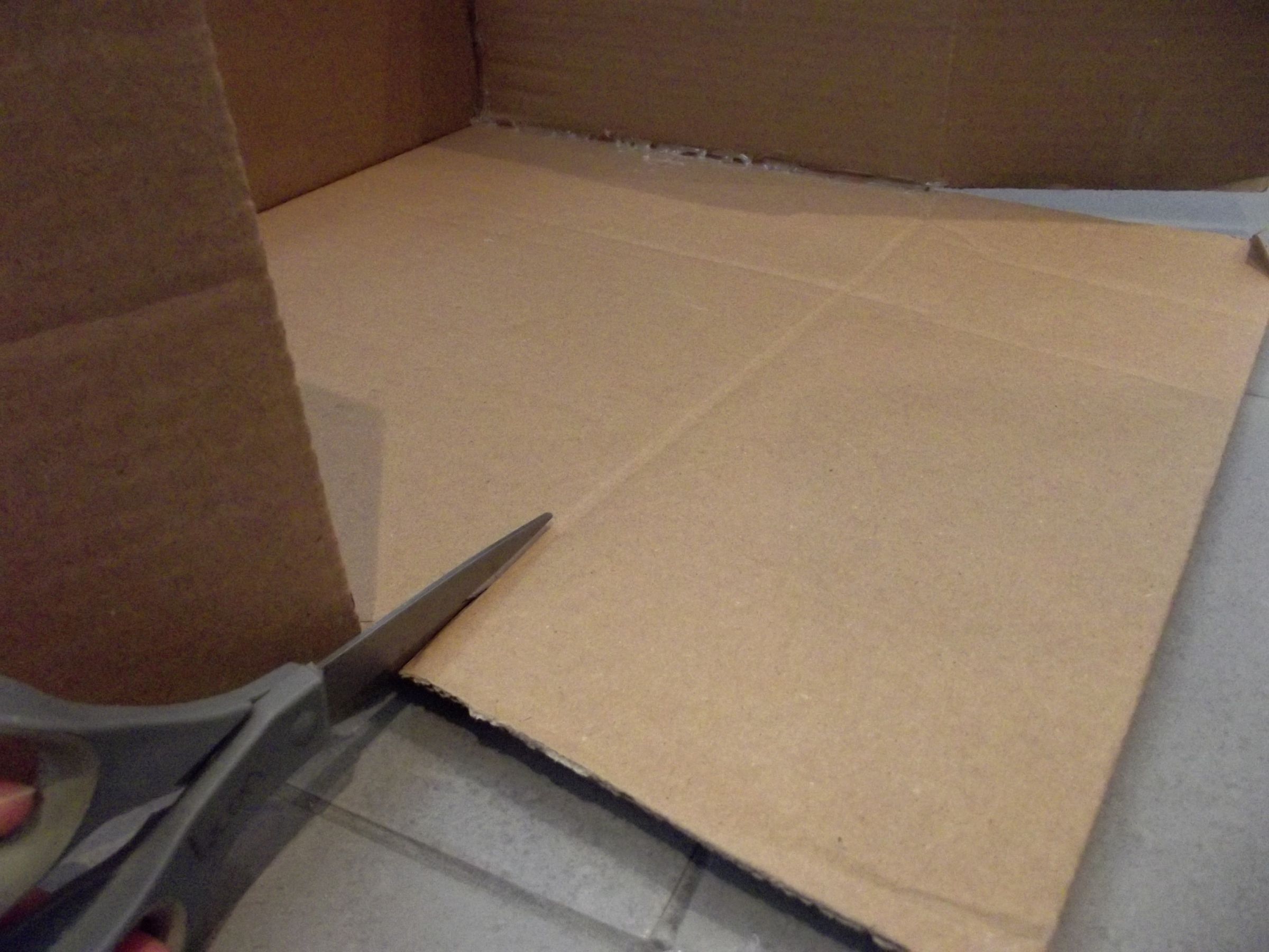 Cardboard Waterfall Diorama : 13 Steps - Instructables