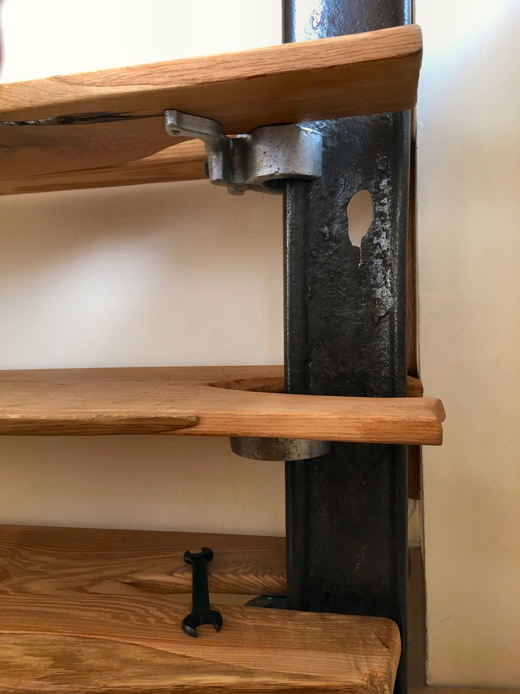 Meta Making Tips (& Some Quite Unusual Shelves) : 14 Steps (with ...