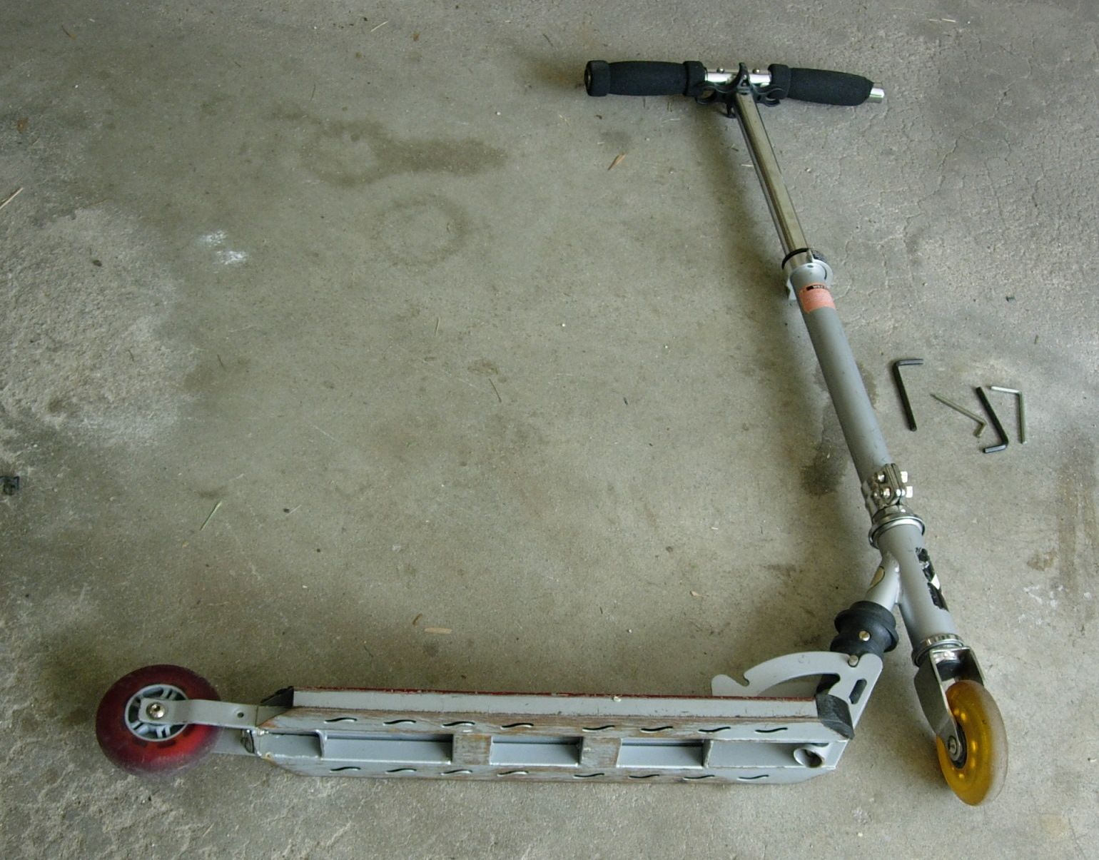 Build a Milk Crate Cart : 5 Steps (with Pictures) - Instructables