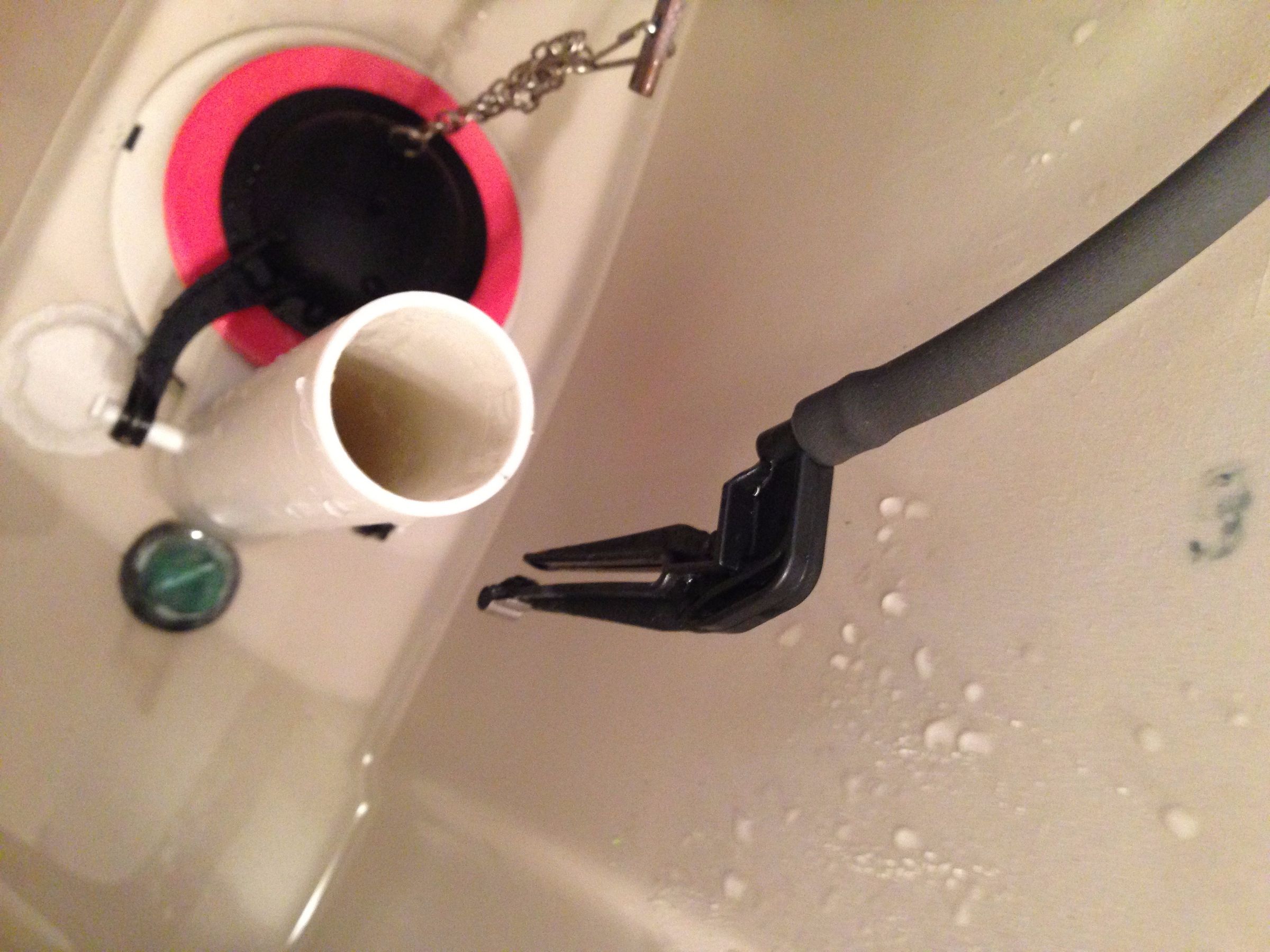 How to Replace the Fill Valve on a Toilet : 8 Steps (with Pictures ...