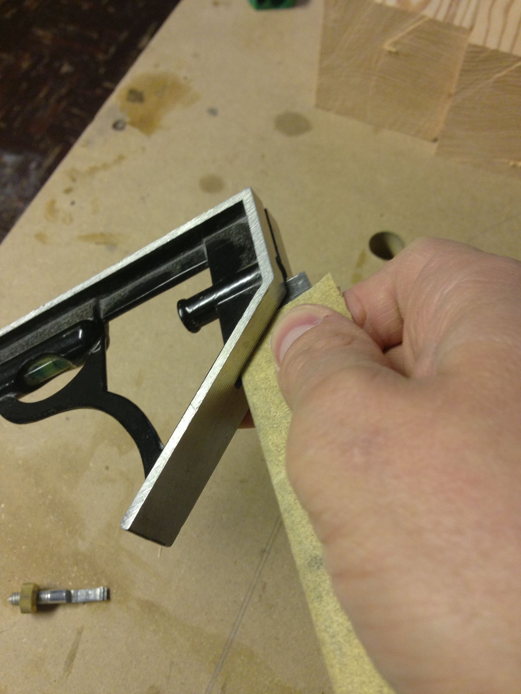 How to Square a Combination Square : 3 Steps - Instructables