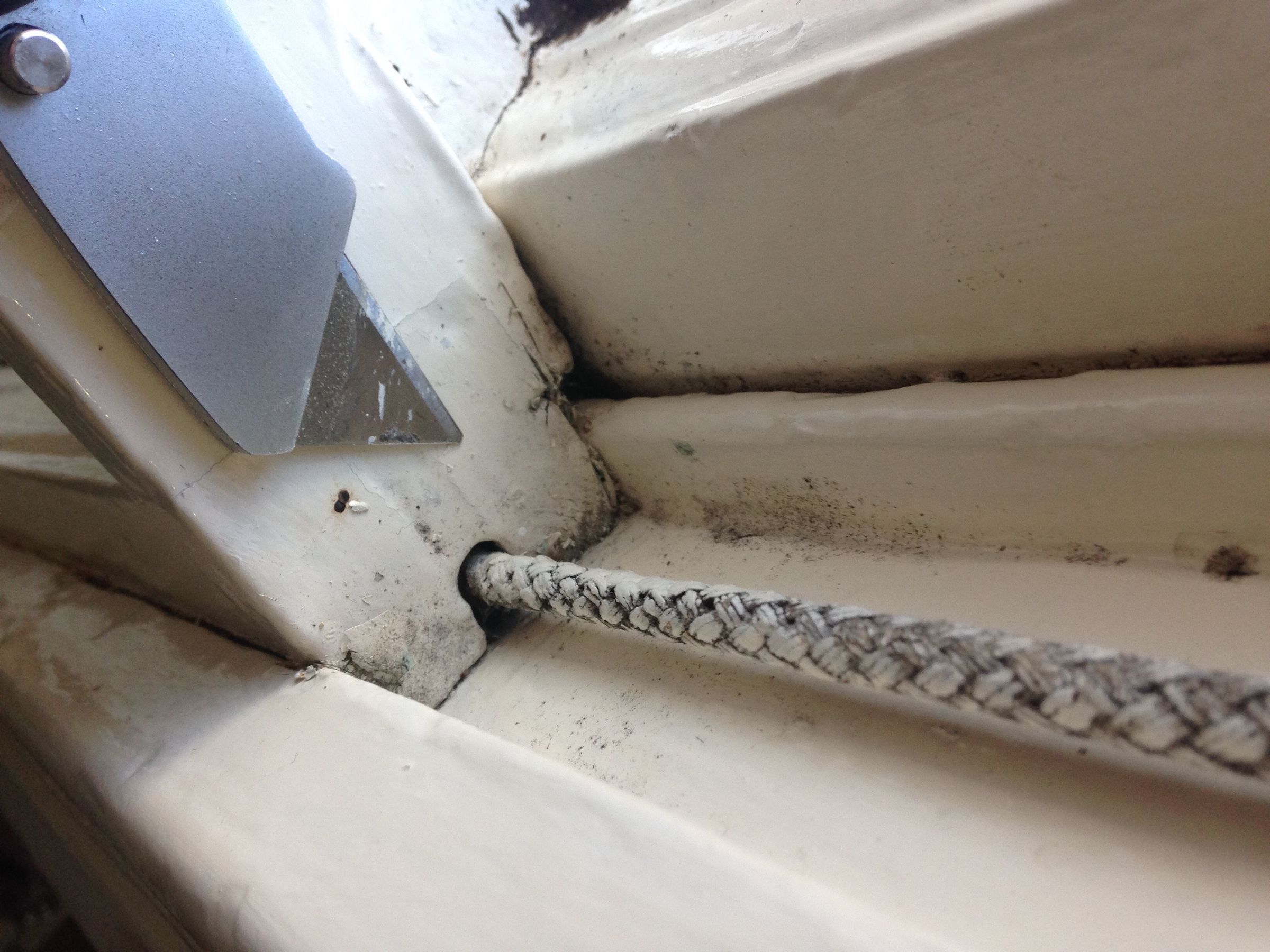 How to Ease Open a Painted Shut Sash Window : 10 Steps (with Pictures ...