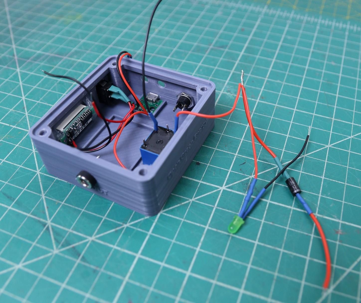 DIY Mini UPS for WiFi Router V4.0 : 13 Steps (with Pictures ...