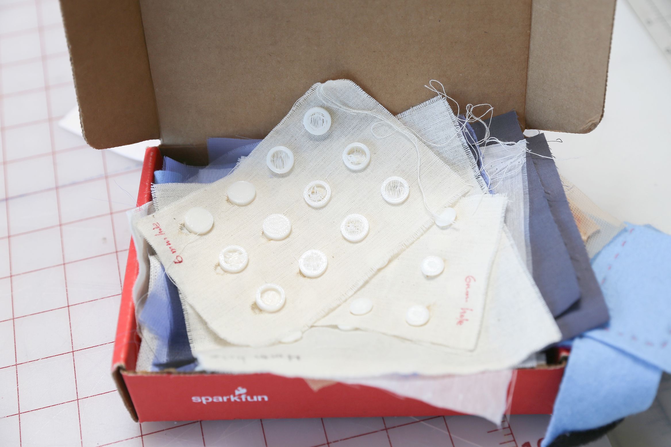 How to 3D Print Onto Fabric : 12 Steps (with Pictures) - Instructables