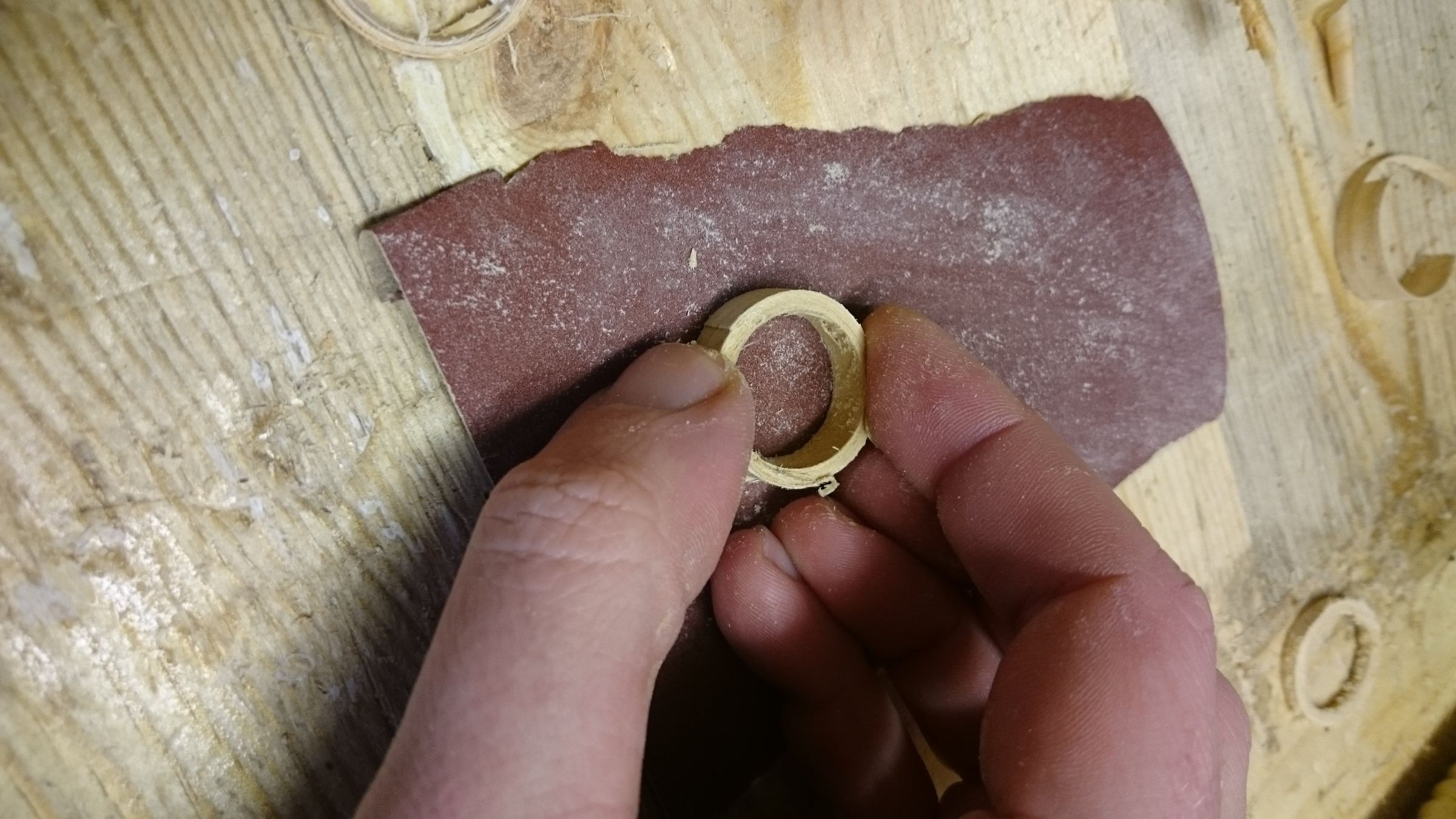 Pallet Wood Ring From a Single Wood Shaving : 5 Steps (with Pictures ...