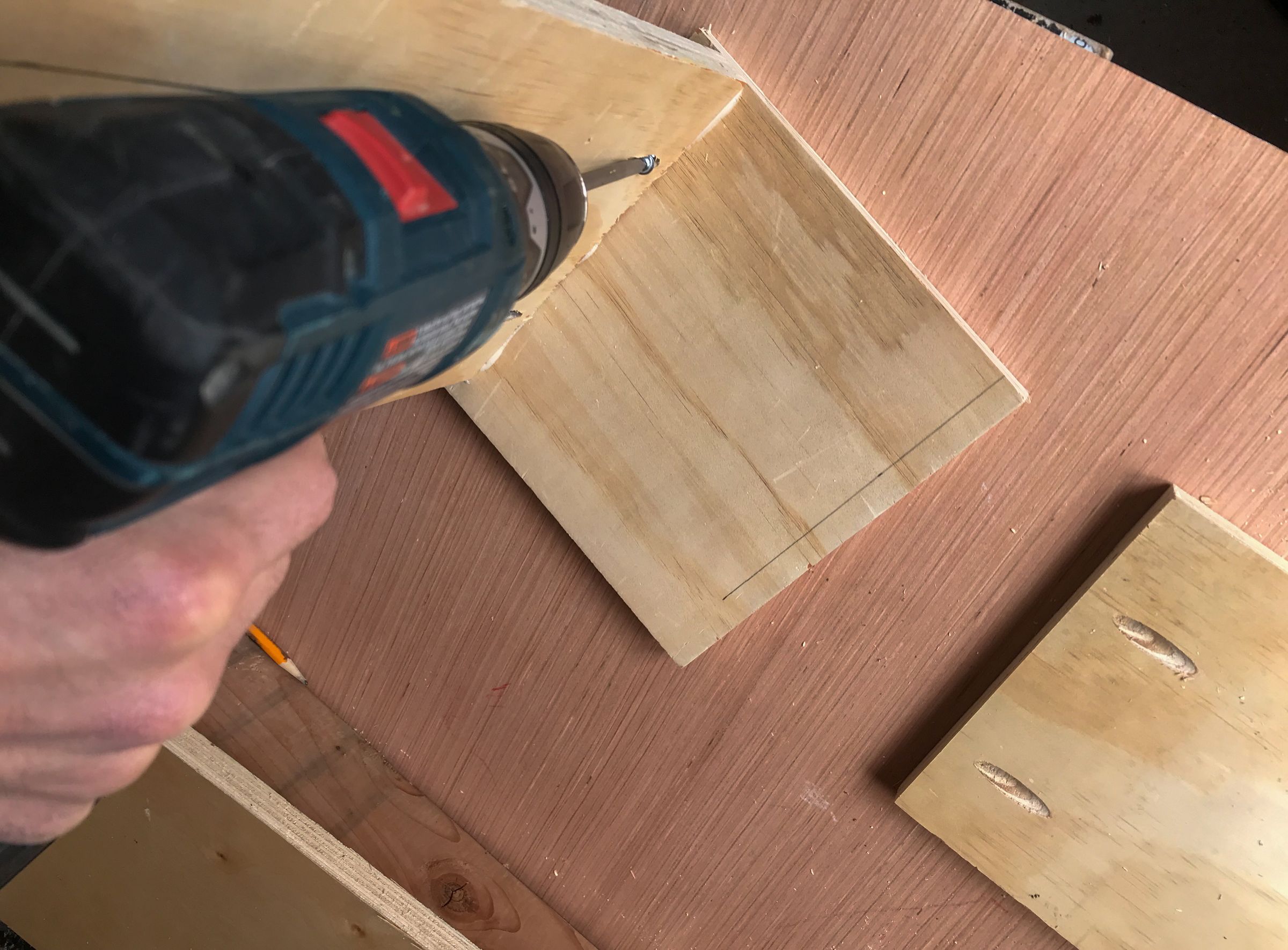 DIY Simple Standing Desk - Keyboard & Monitor Stands : 15 Steps (with ...